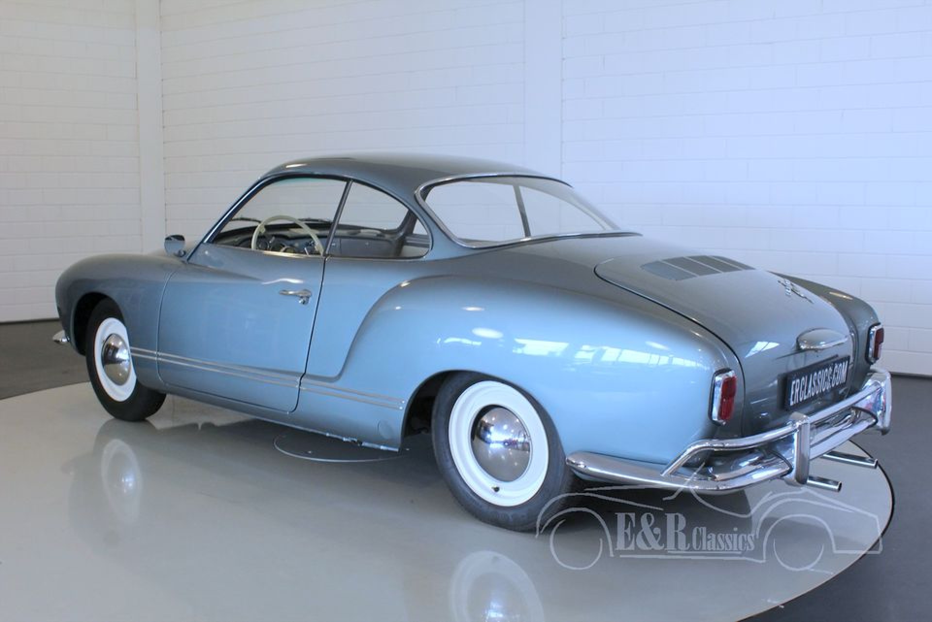 Volkswagen Karmann Ghia Lowlight 1958 In Very Good Condition