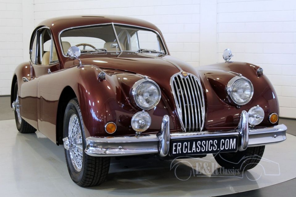 Jaguar XK 140 FHC 1956 for sale at ERclassics