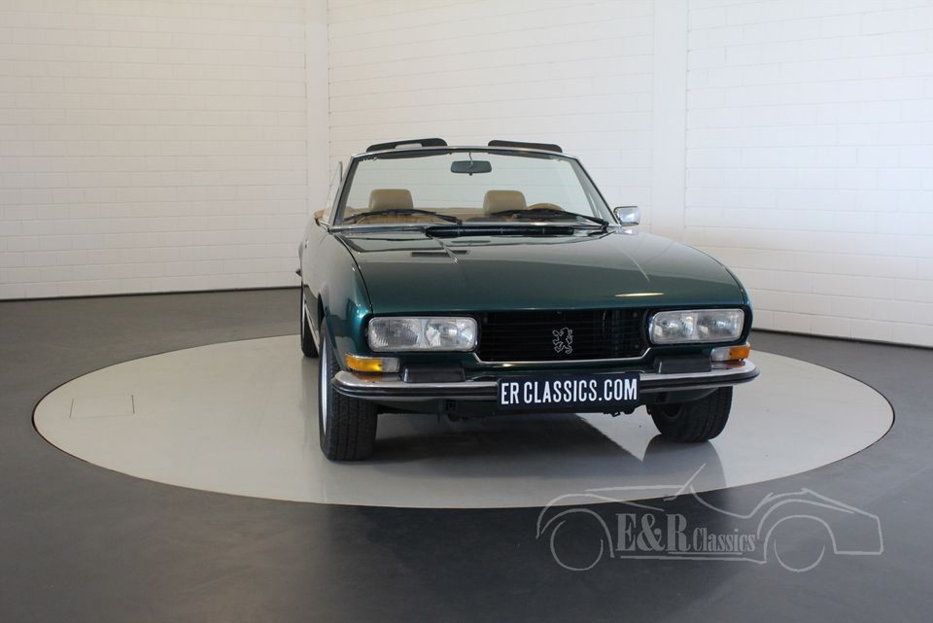 Peugeot 504 Cabriolet 1976 for sale at ERclassics