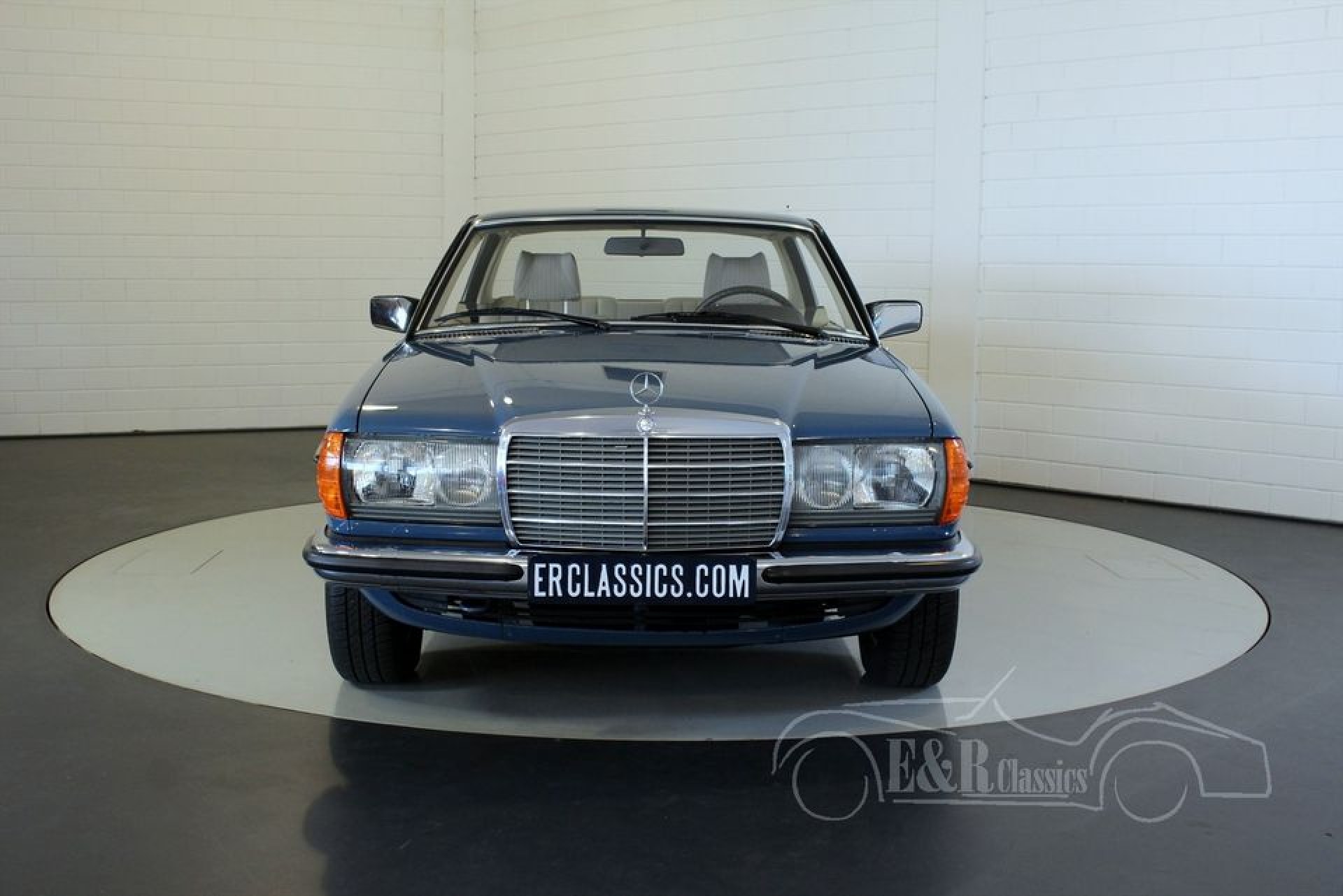 Mercedes-Benz 230 C 1979 for sale at ERclassics