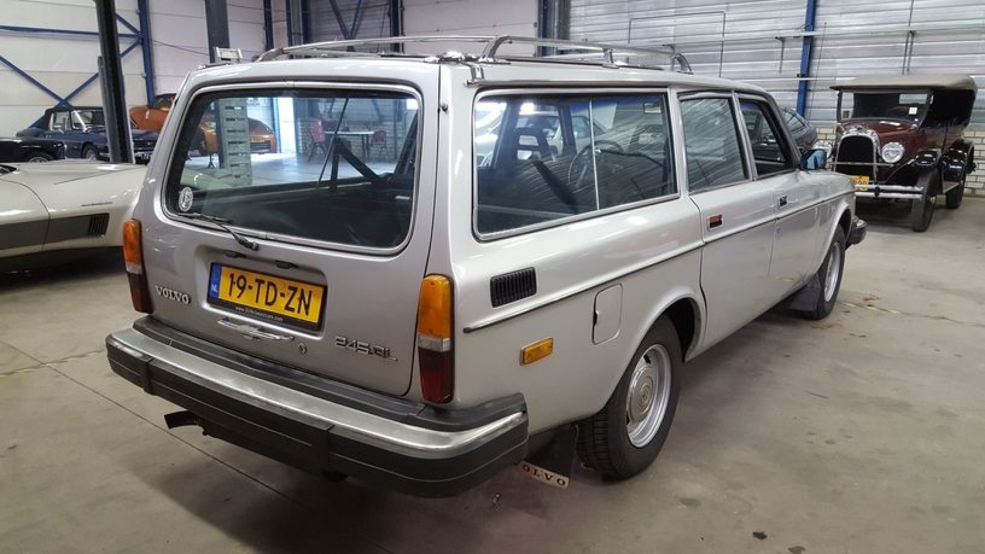 Volvo 245 GL Station 1980 Overdrive for sale at ERclassics