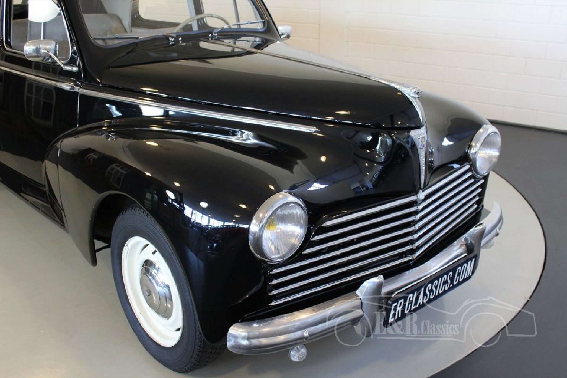 Peugeot 203C 1954 with sunroof in very good condition