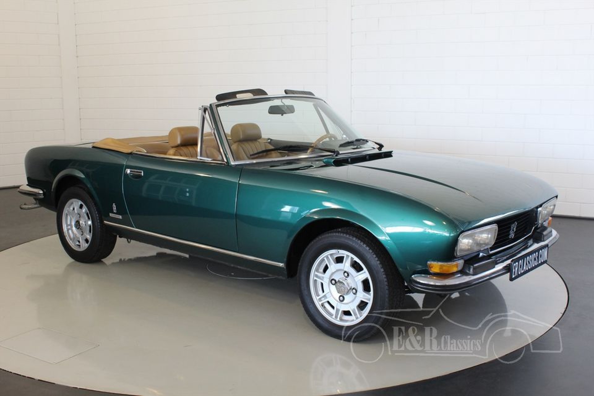 Peugeot 504 Cabriolet 1976 for sale at ERclassics