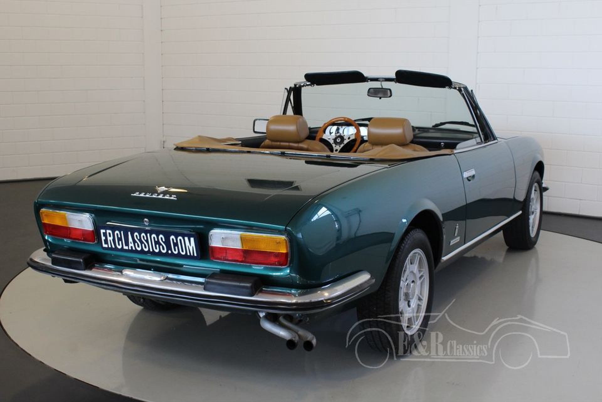 Peugeot 504 Cabriolet 1976 for sale at ERclassics