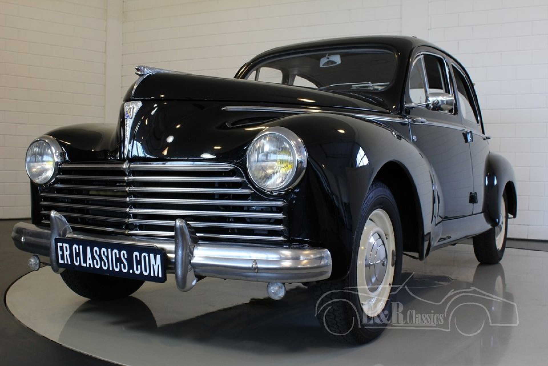 Peugeot 203C 1954 with sunroof in very good condition