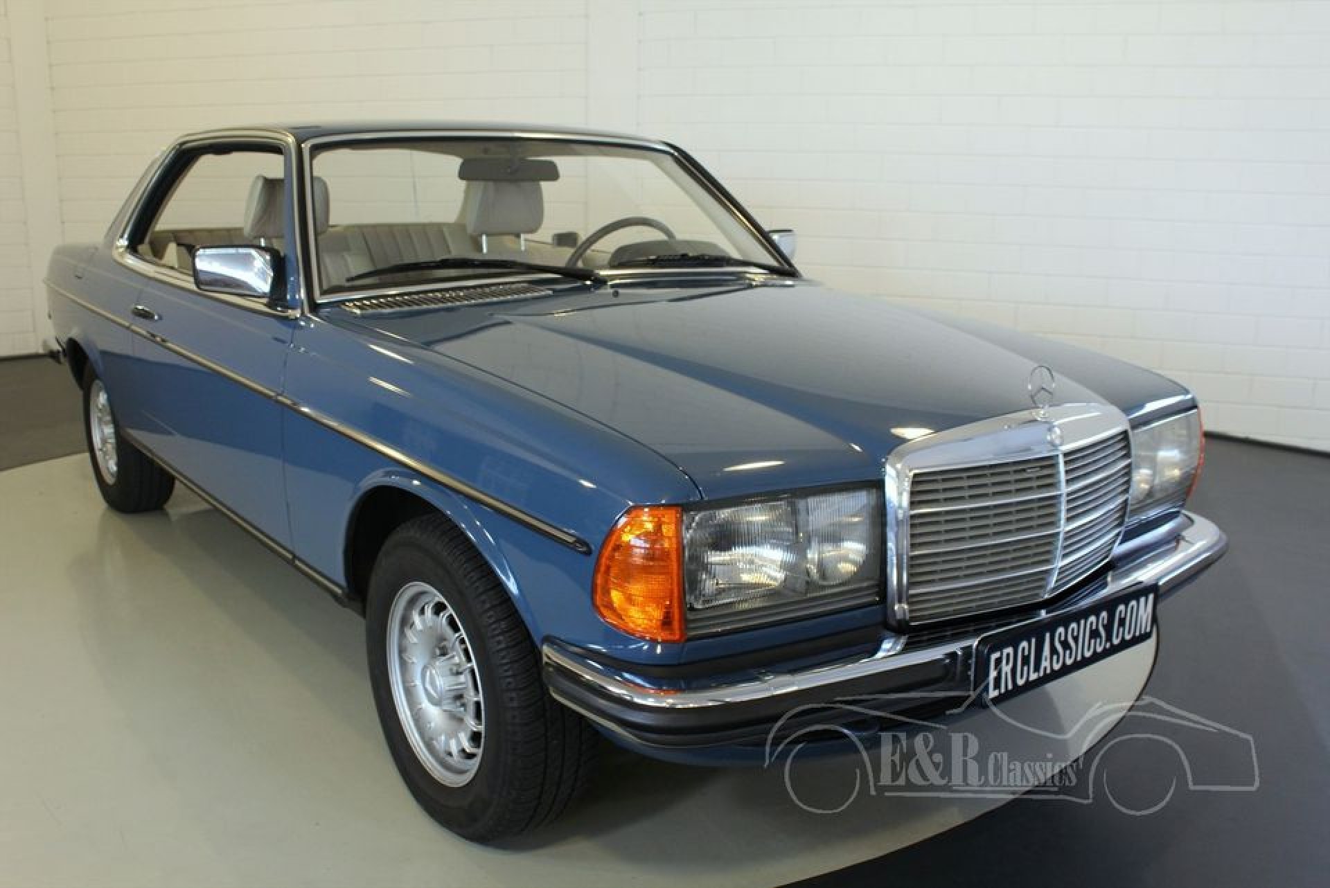 Mercedes-Benz 230 C 1979 for sale at ERclassics