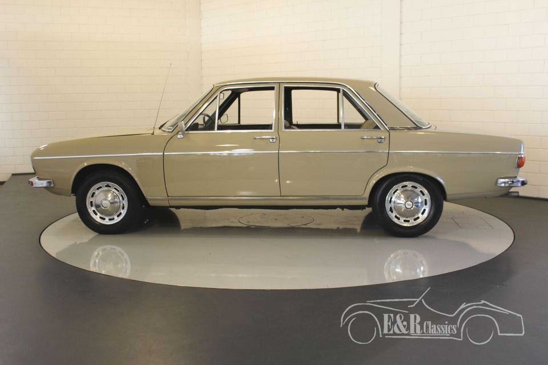 Audi 100LS 1973 for sale at ERclassics