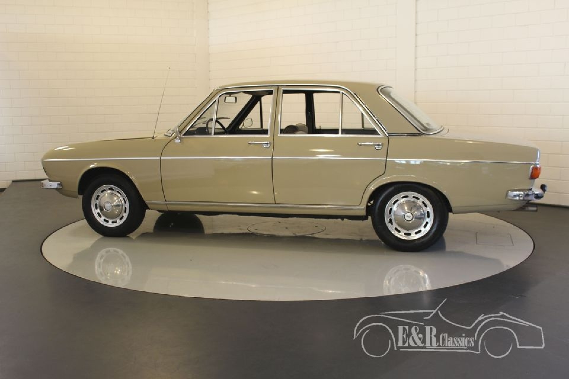 Audi 100LS 1973 for sale at ERclassics