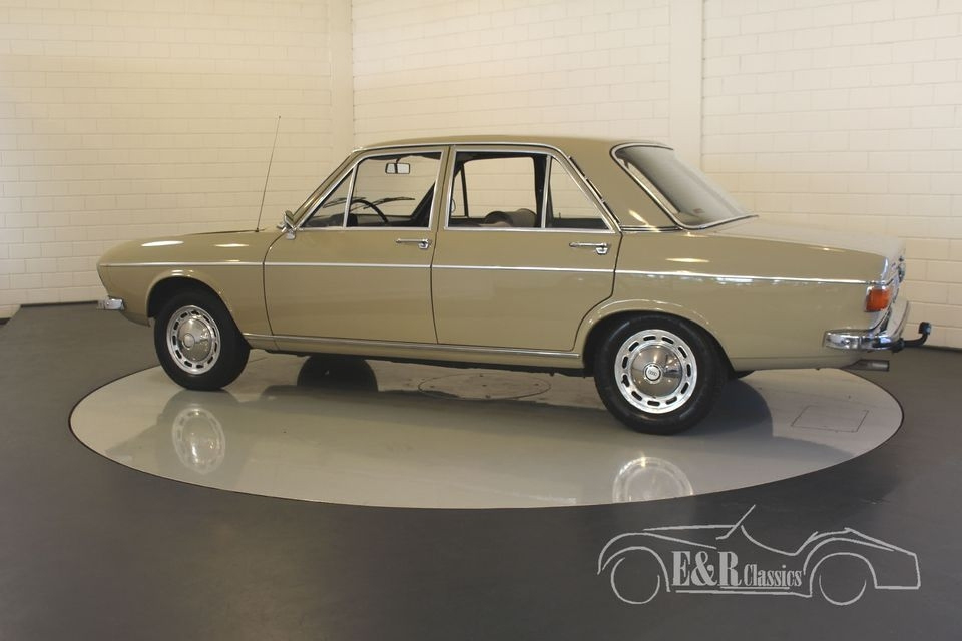 Audi 100LS 1973 for sale at ERclassics