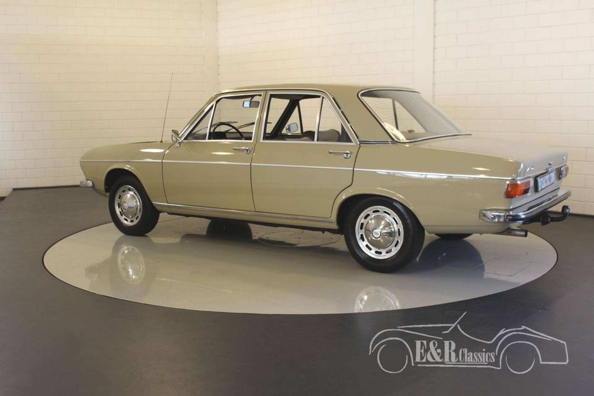 Audi 100LS 1973 for sale at ERclassics