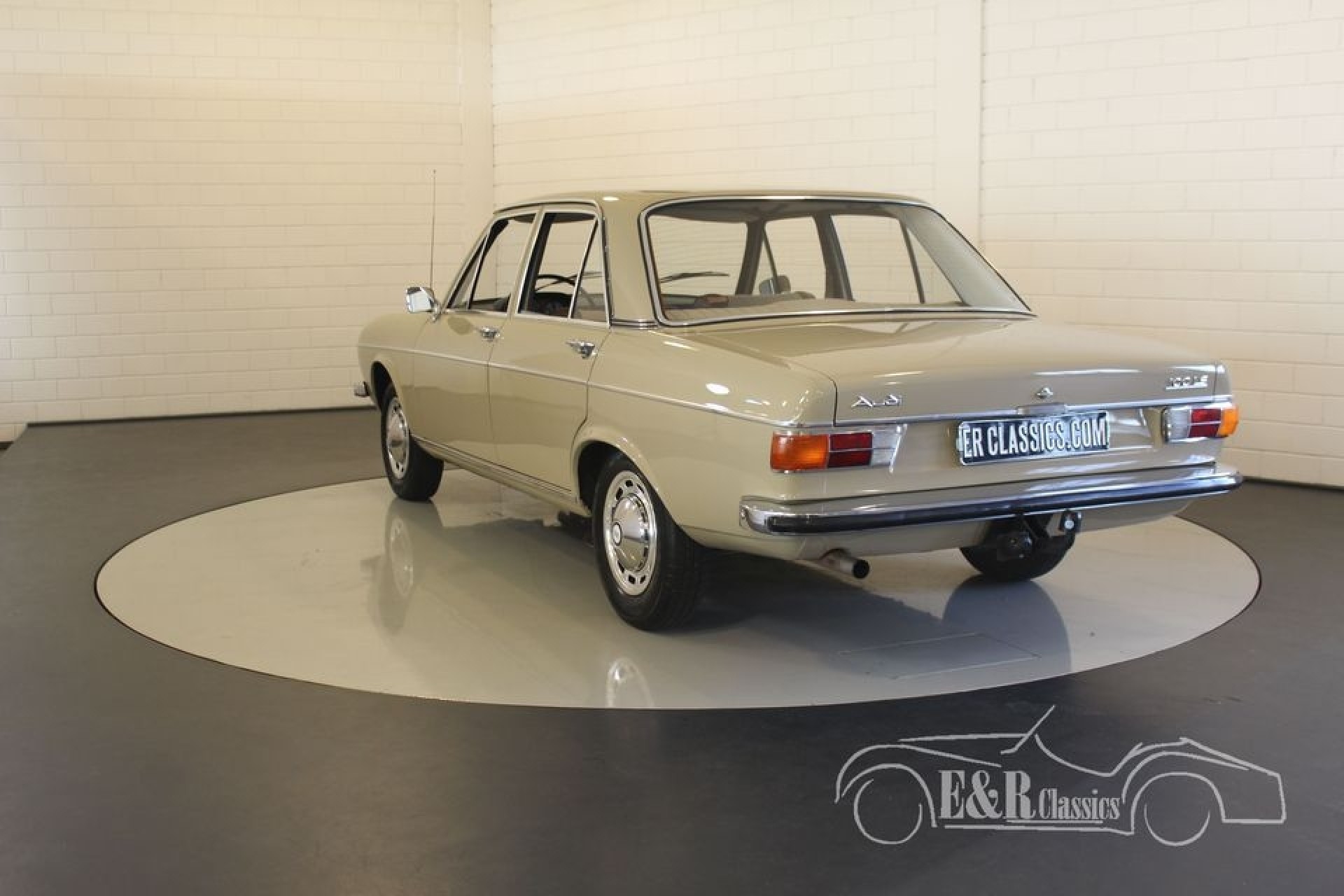 Audi 100LS 1973 for sale at ERclassics