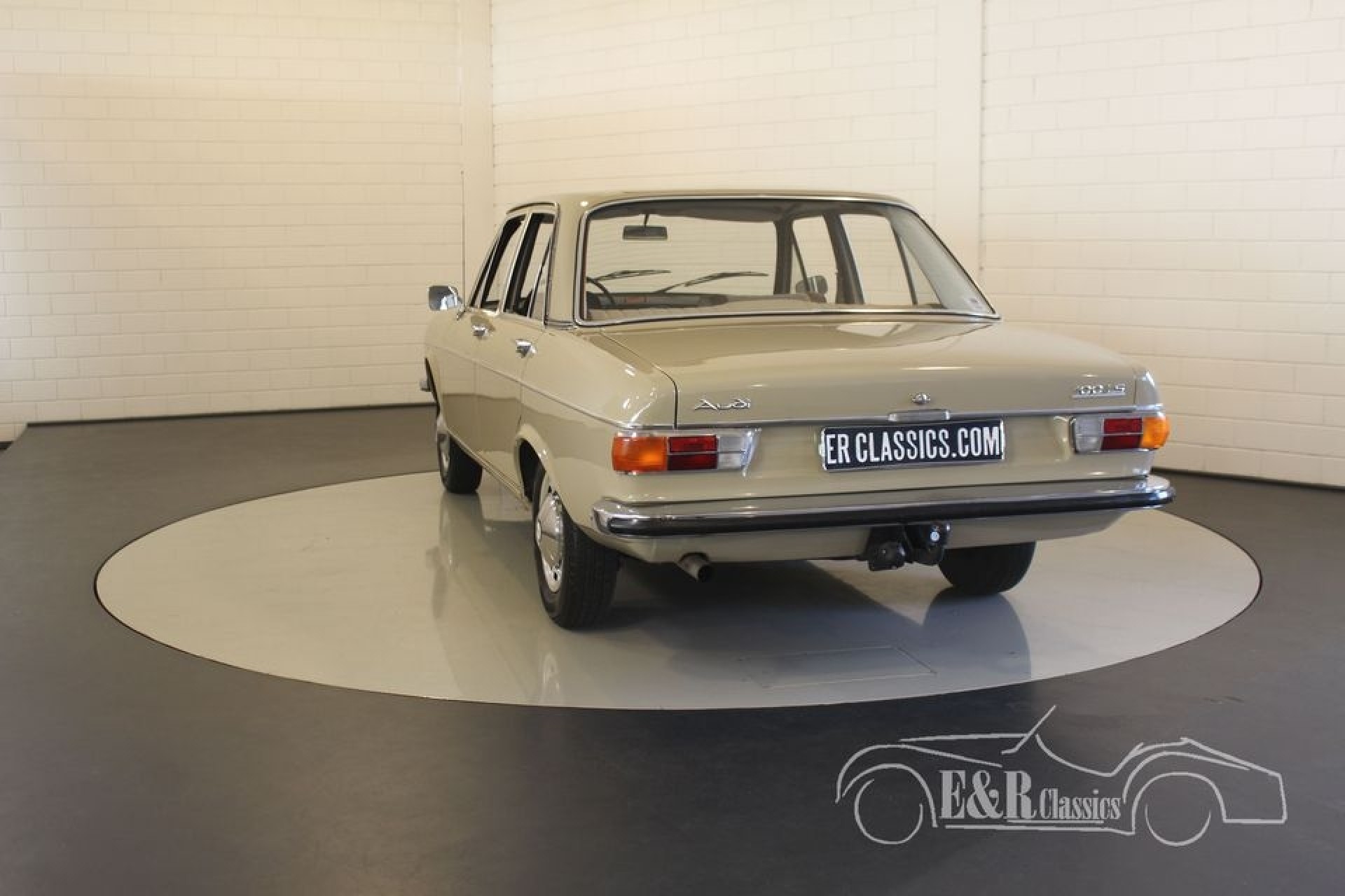 Audi 100LS 1973 for sale at ERclassics
