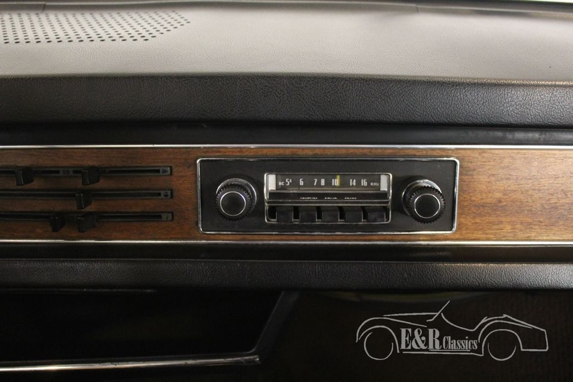 Audi 100LS 1973 for sale at ERclassics