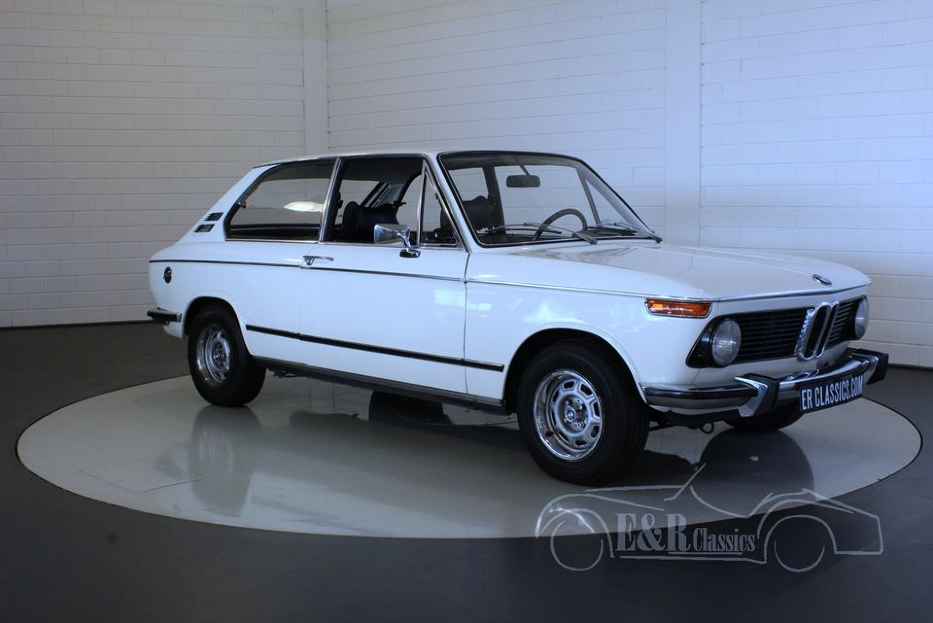 BMW 2002 Touring 1974 for sale at ERclassics