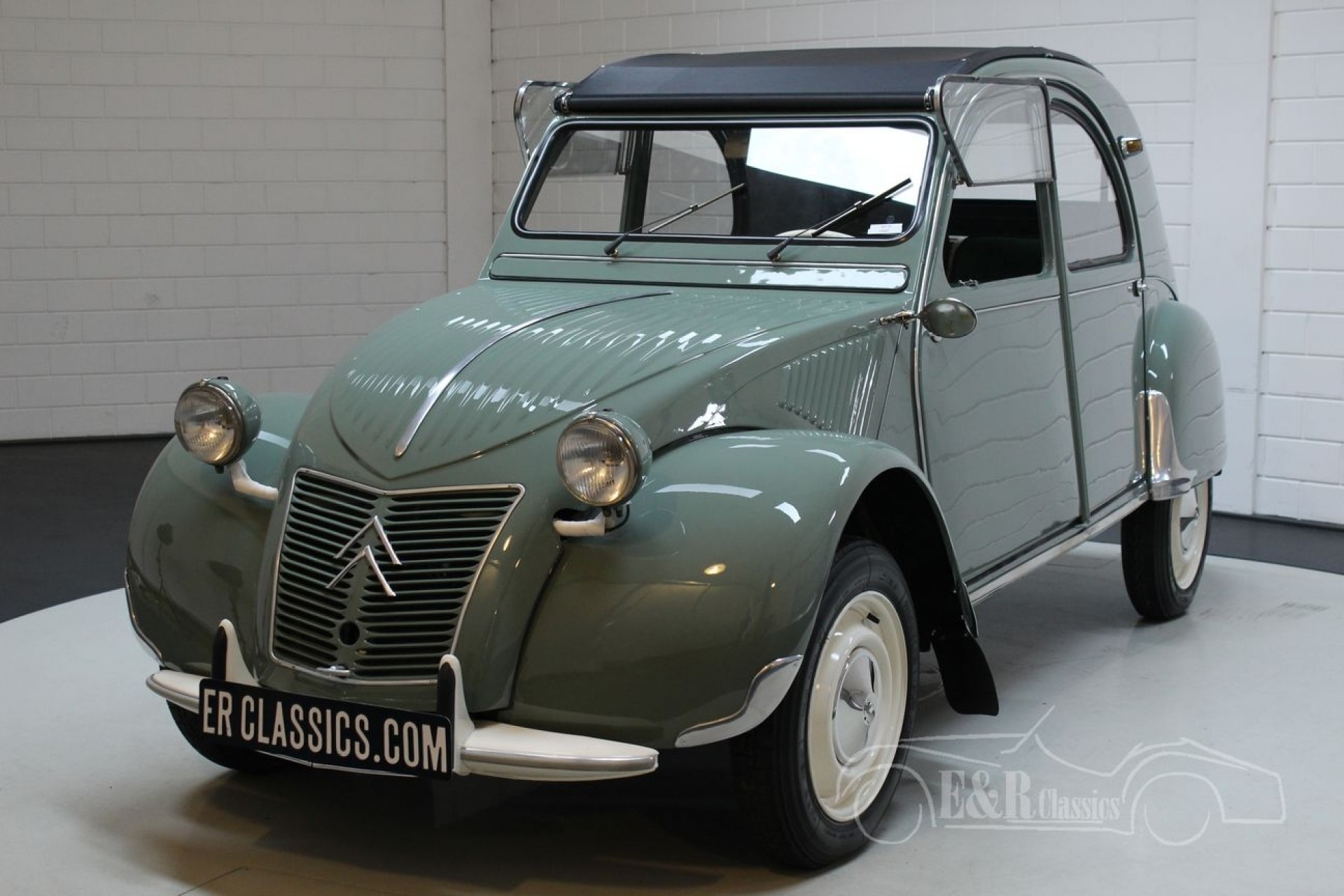 Citroën 2CV AZ 1960 for sale at ERclassics