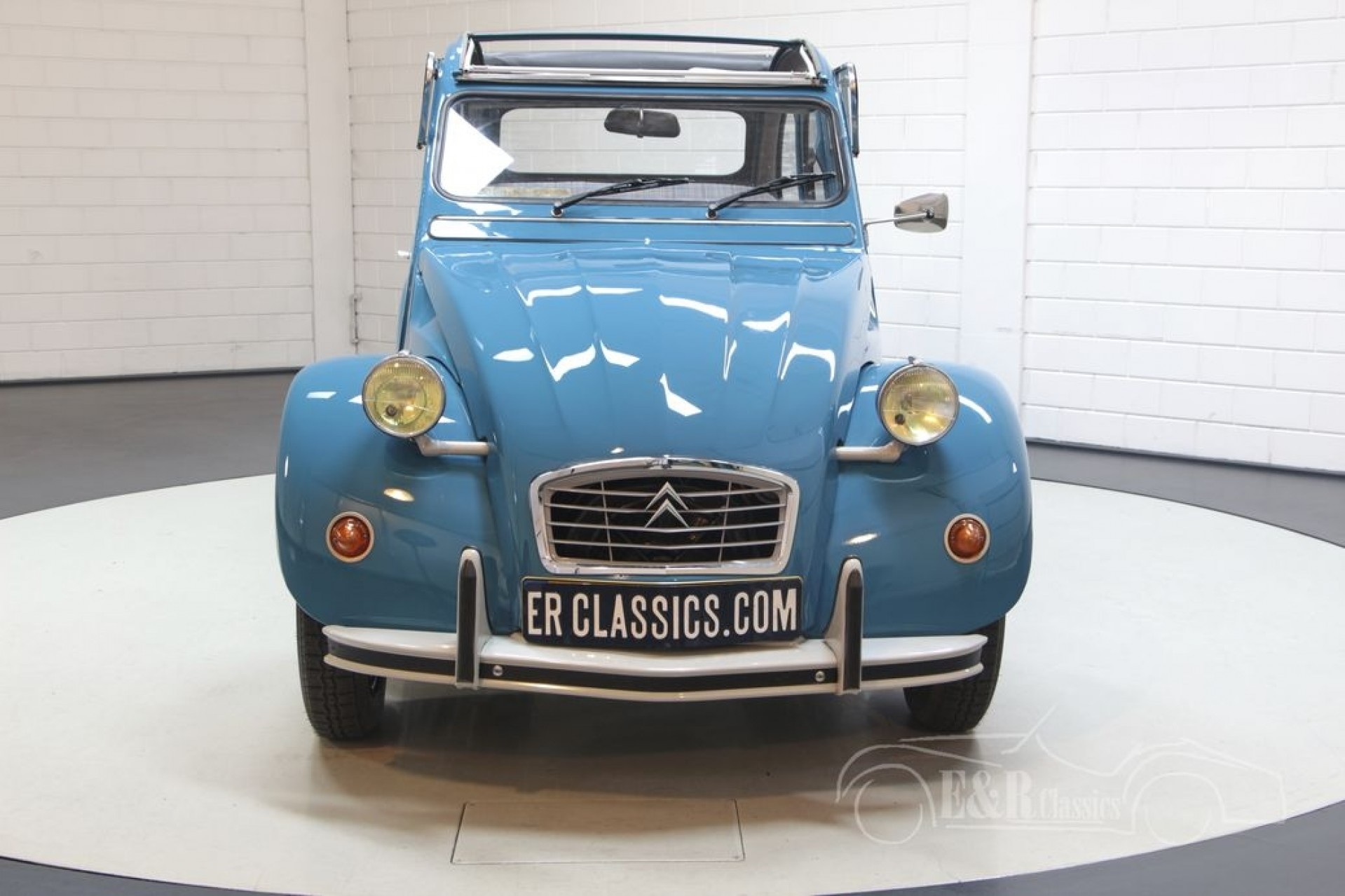Citroën 2CV6 for sale at ERclassics