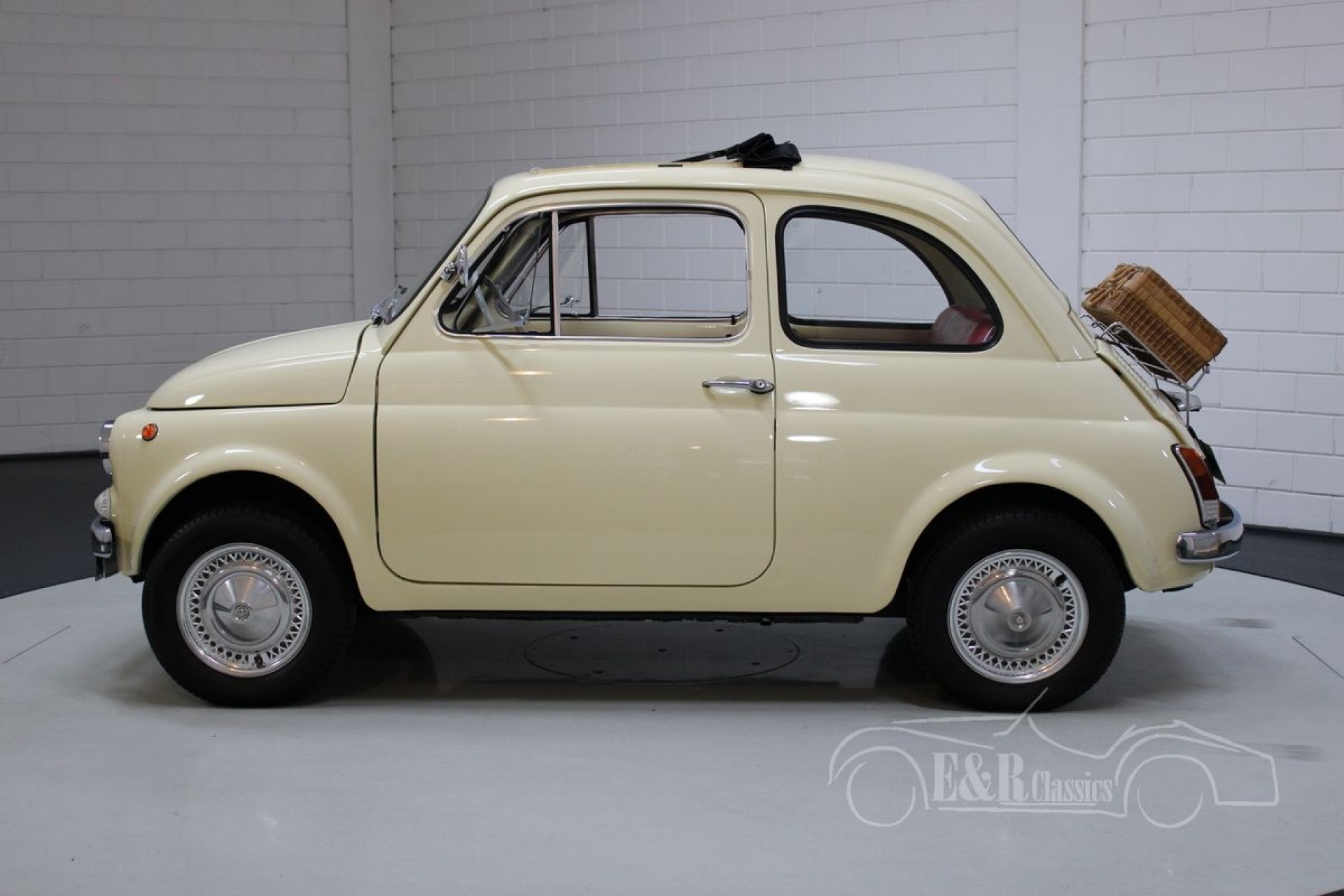 Fiat 500F for sale at ERclassics