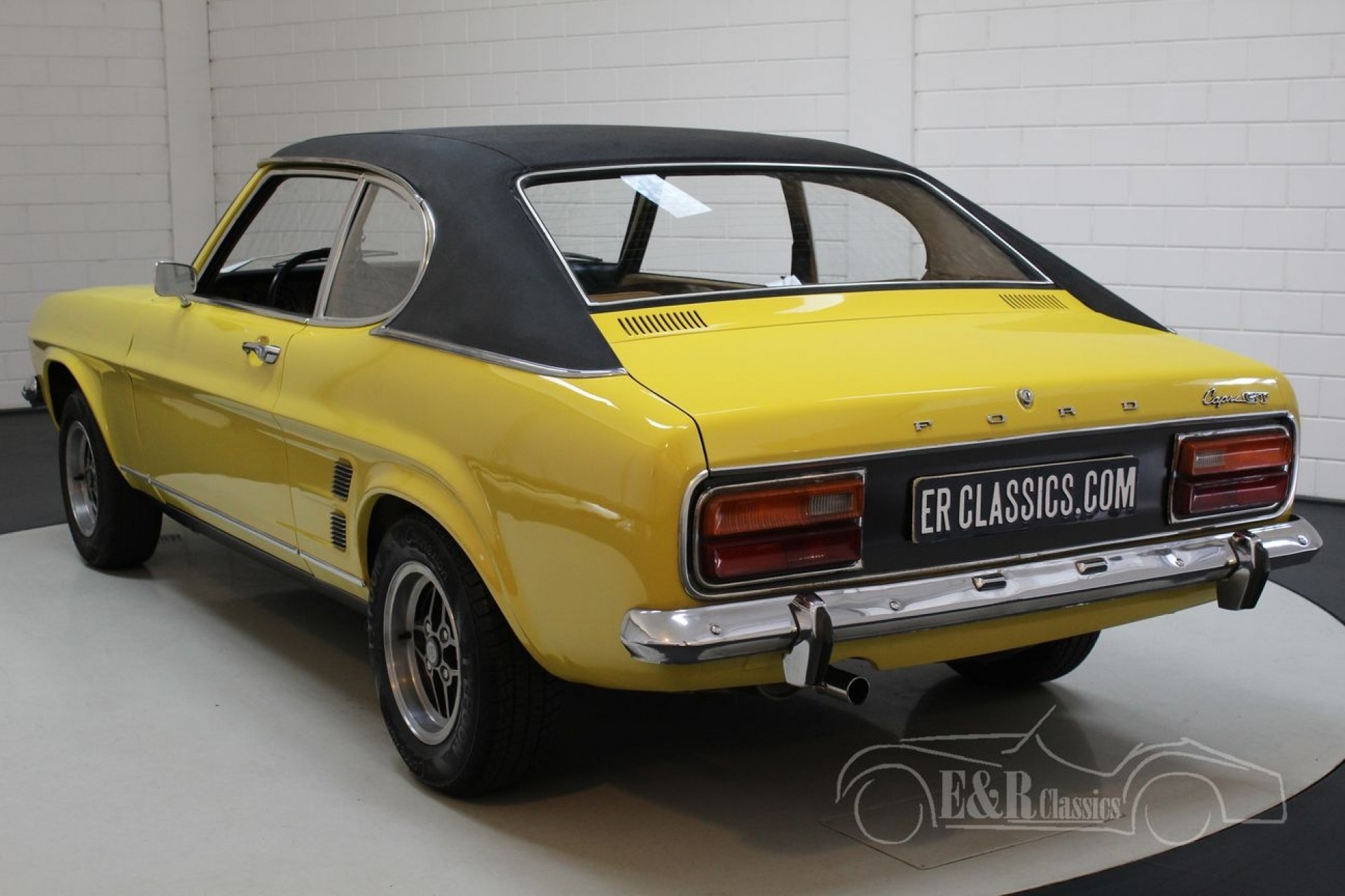 Ford Capri MK1 1600 GT 1974 for sale at ERclassics