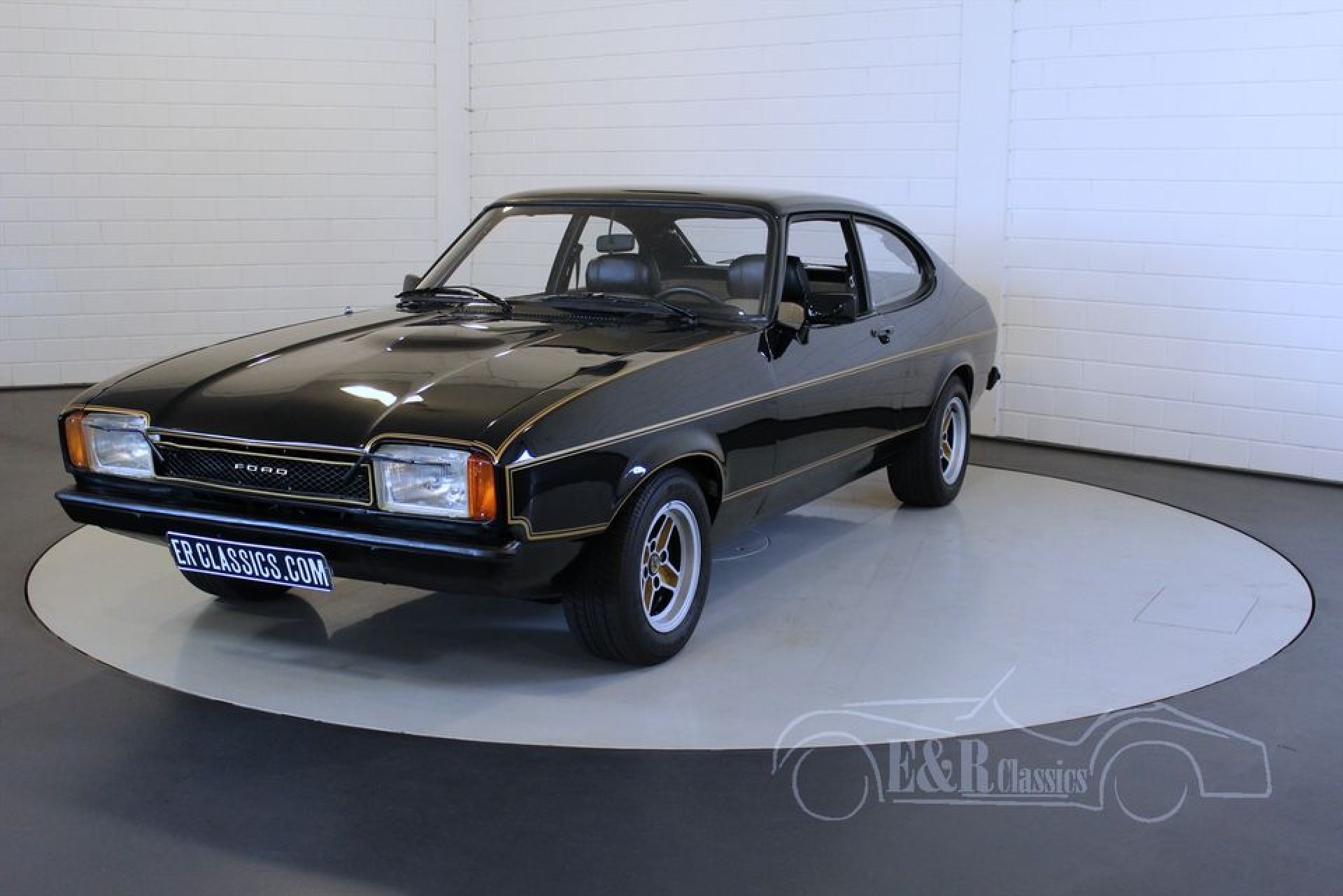 Ford Capri II JPS 1975 eladó az ERclassics-nál