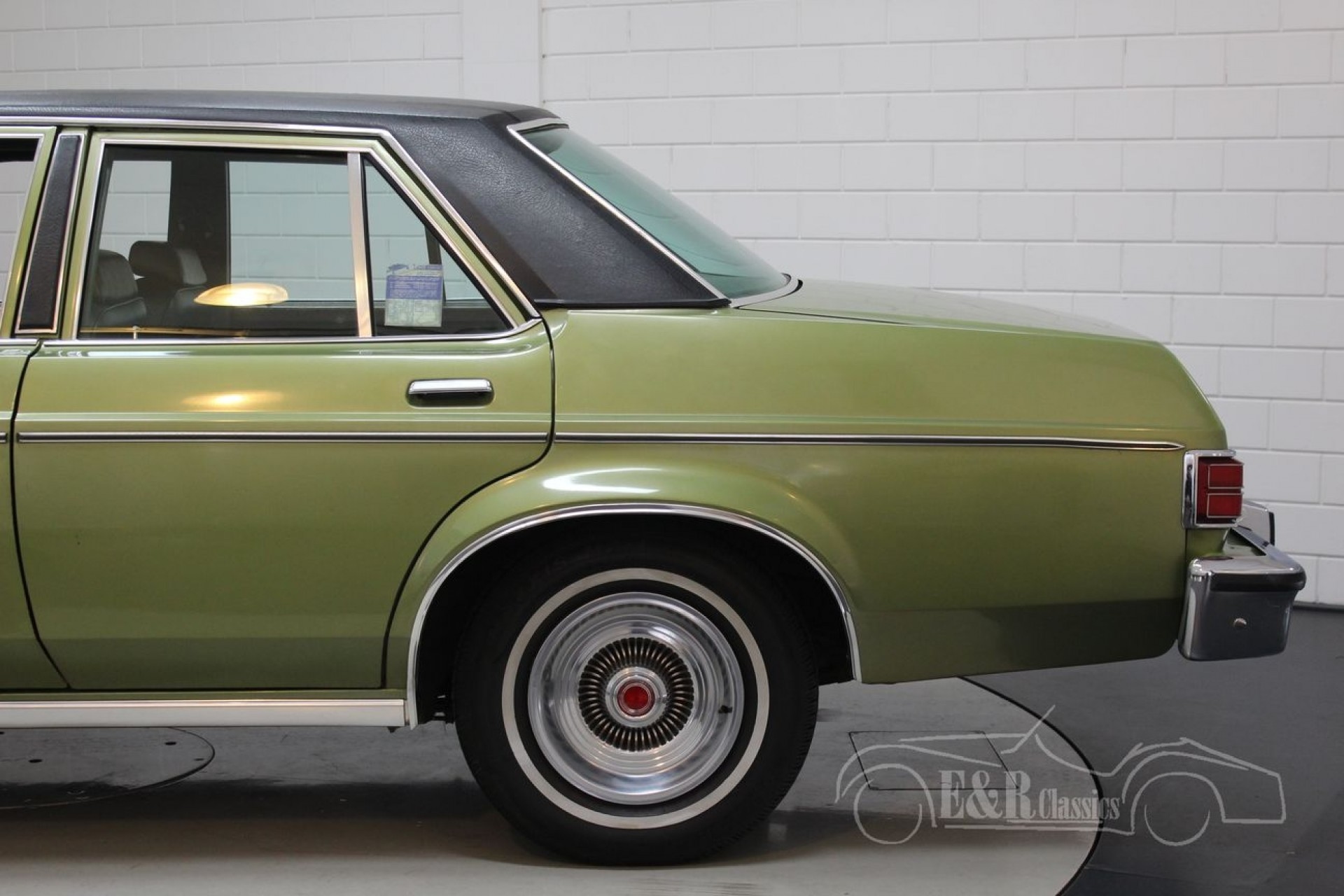 Ford Granada 5.0 V8 1975 for sale at ERclassics