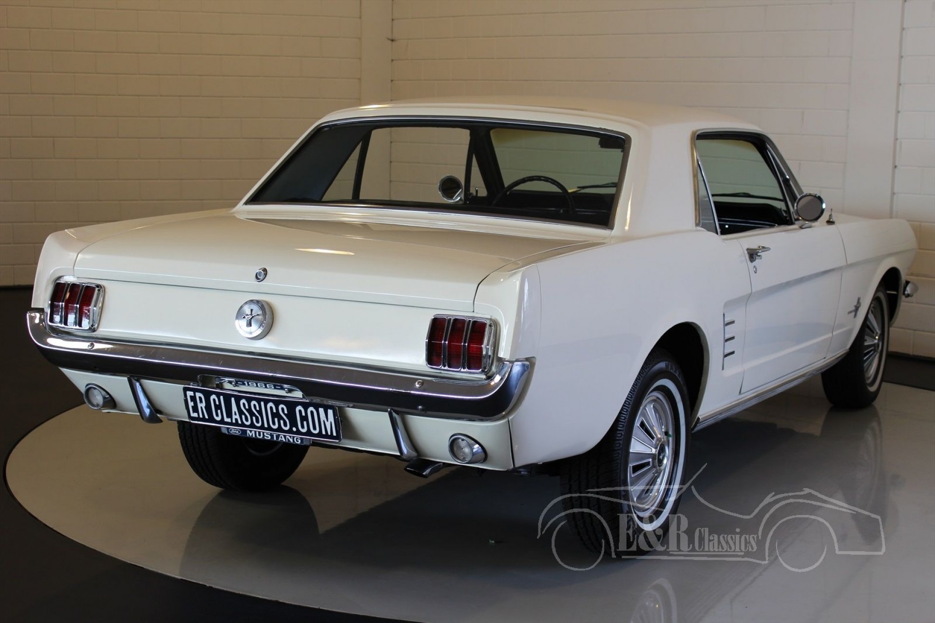 Ford Mustang Coupe V8 1966 for sale at ERclassics