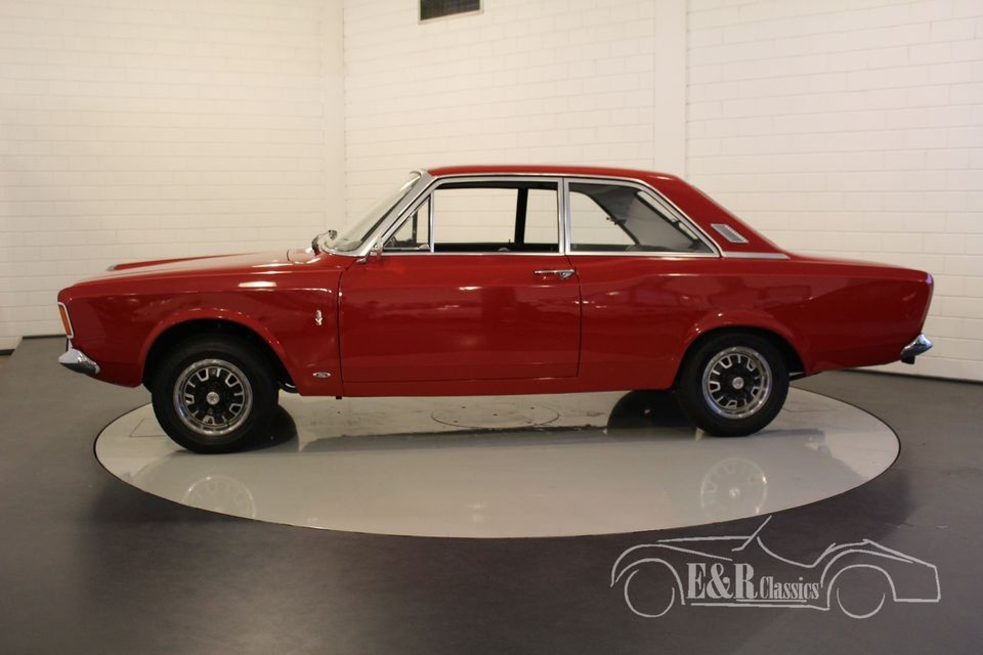 Ford Taunus 20M P7A 1968 for sale at ERclassics