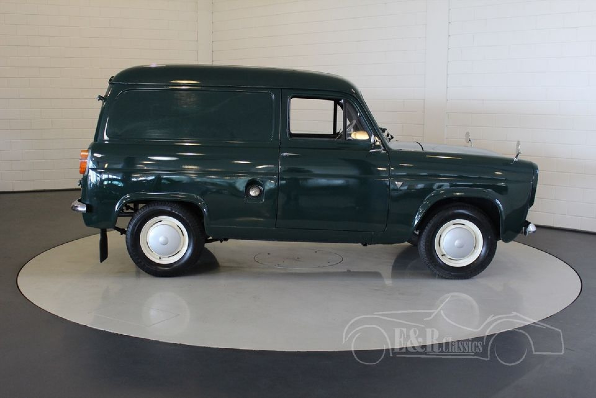 Ford Thames 5 CWT Van 1958 for sale at ERclassics