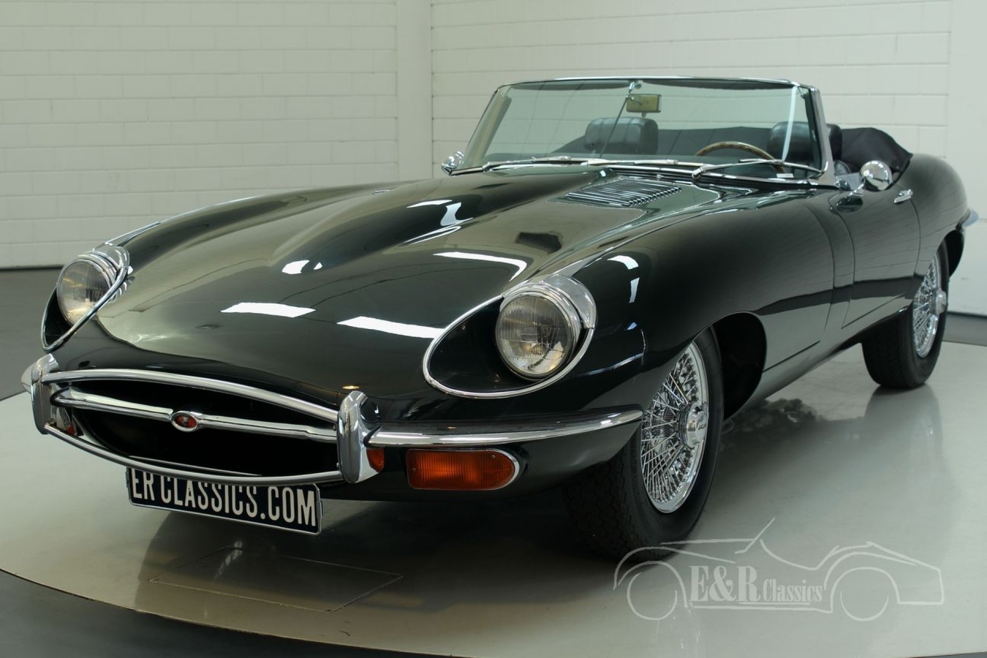 Jaguar E-Type S2 1970 for sale at ERclassics