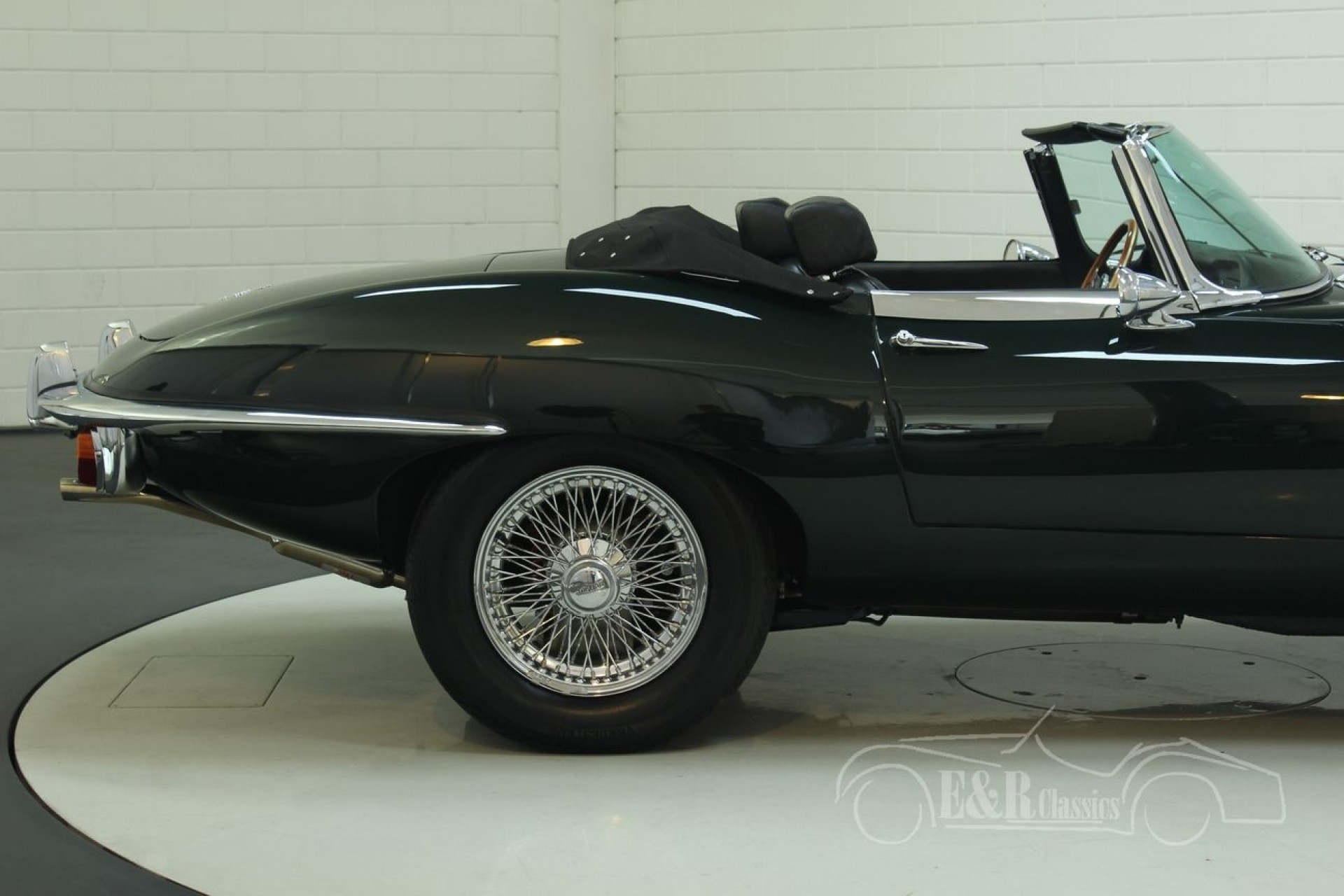 Jaguar E-Type S2 1970 for sale at ERclassics