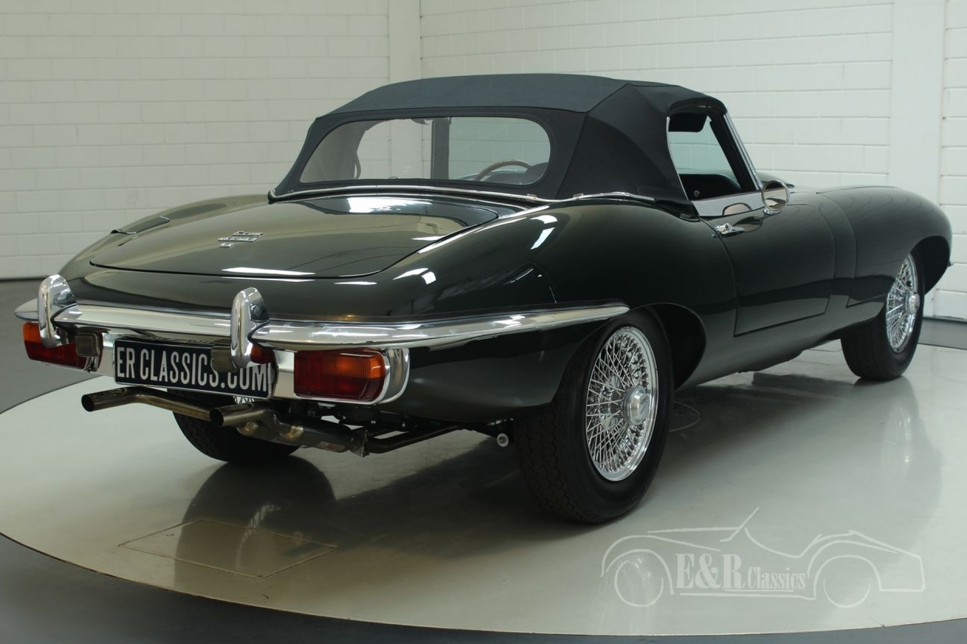 Jaguar E-Type S2 1970 for sale at ERclassics