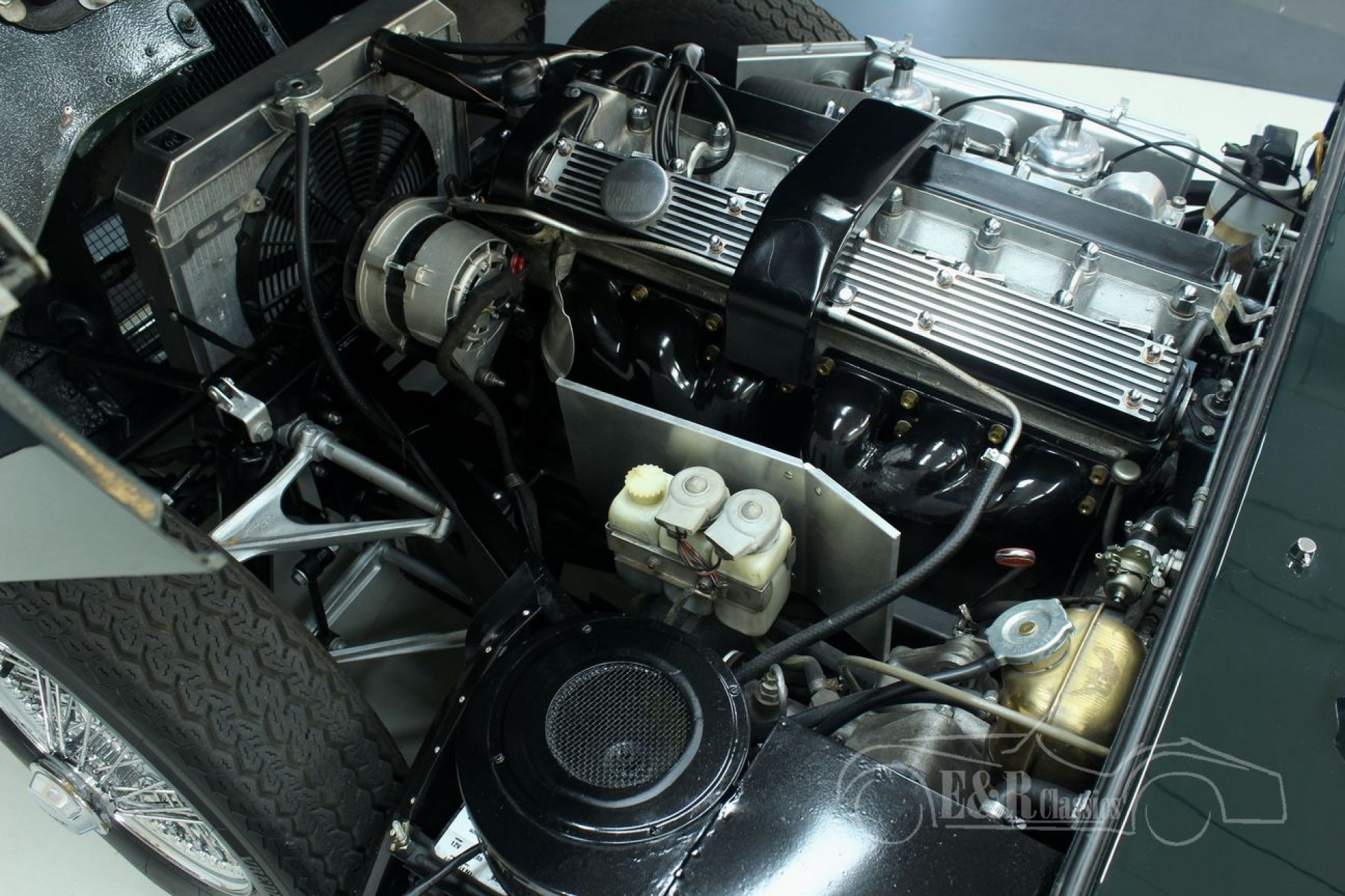 Jaguar E-Type S2 1970 for sale at ERclassics