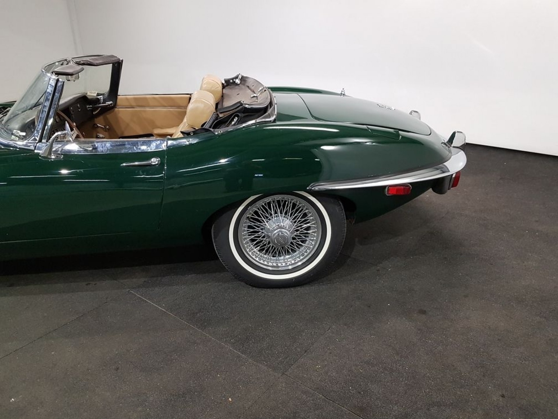 Jaguar E-type Series 2 Convertible 1970 4.2 liters for sale at ERclassics