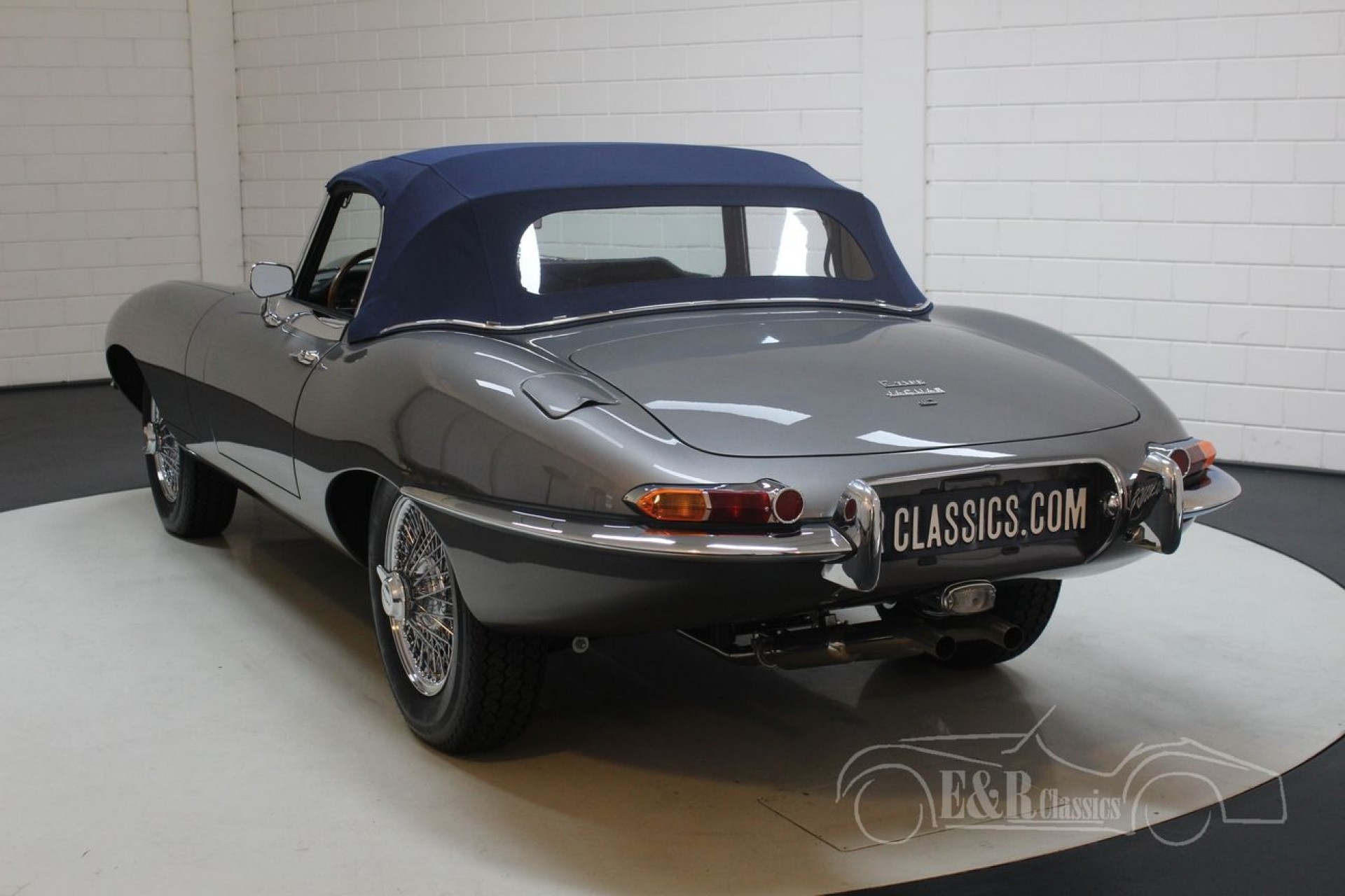 Jaguar E-Type S1 Cabriolet 1967 for sale at Erclassics