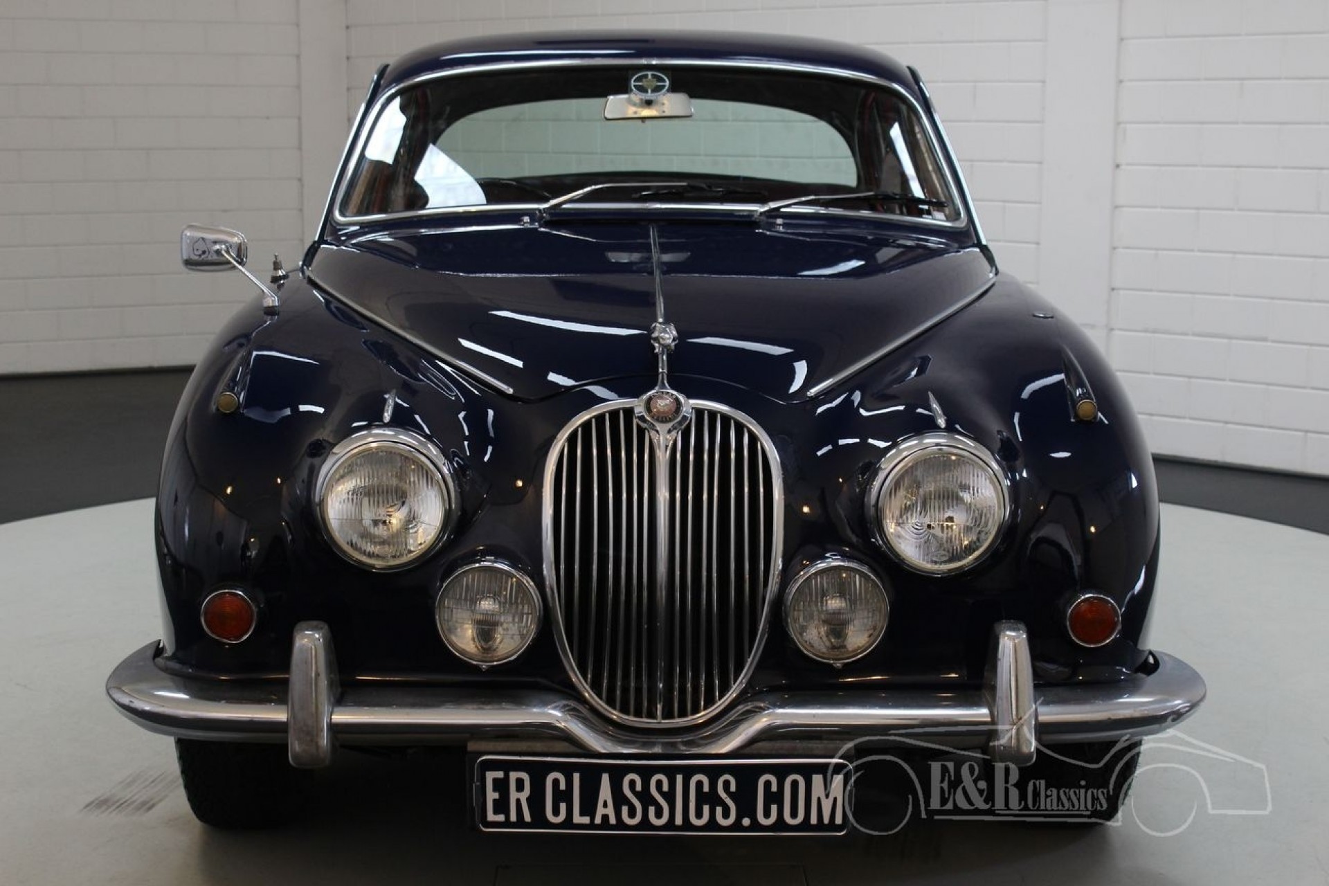 Jaguar MK2 2.4 Saloon 1968 for sale at ERclassics
