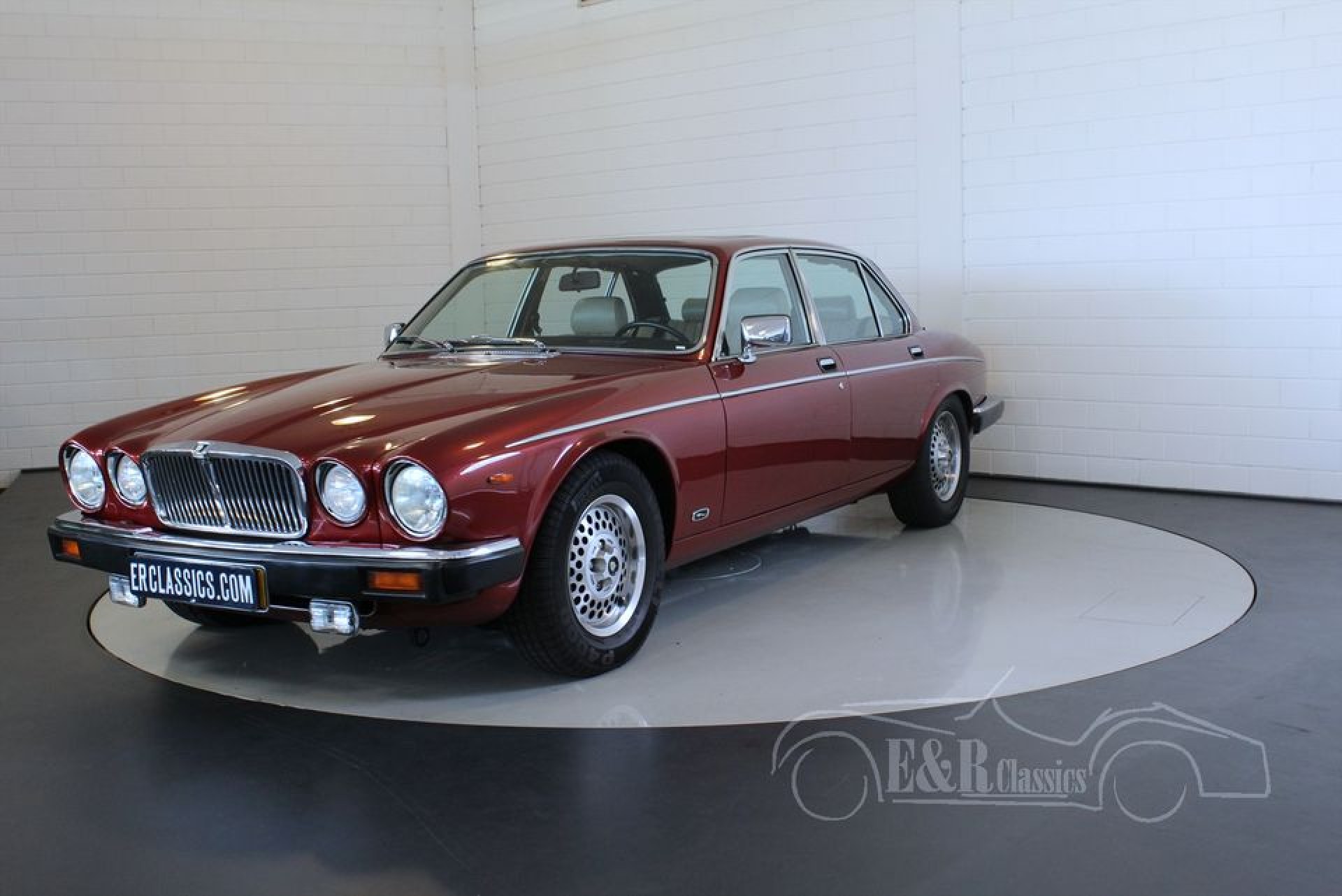 Jaguar XJ12 Sovereign 1984 for sale at ERclassics