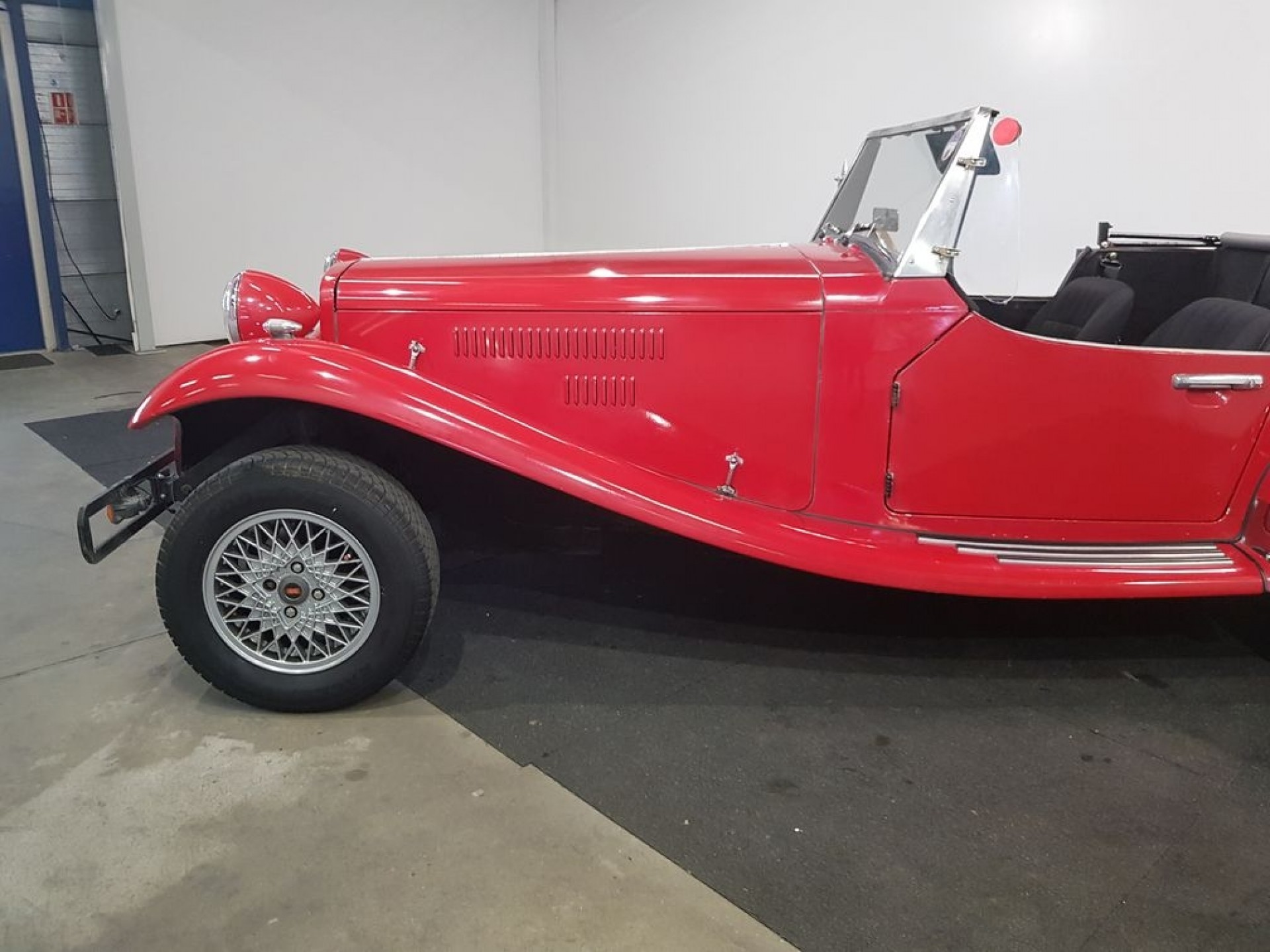 JBA Falcon 1989 beautiful roadster for sale at ERclassics