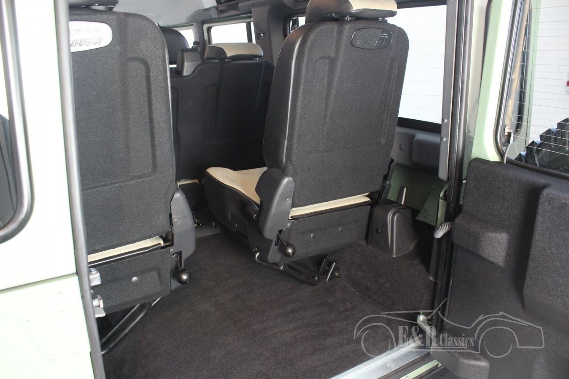 Land Rover Defender 110 2016 for sale at ERclassics