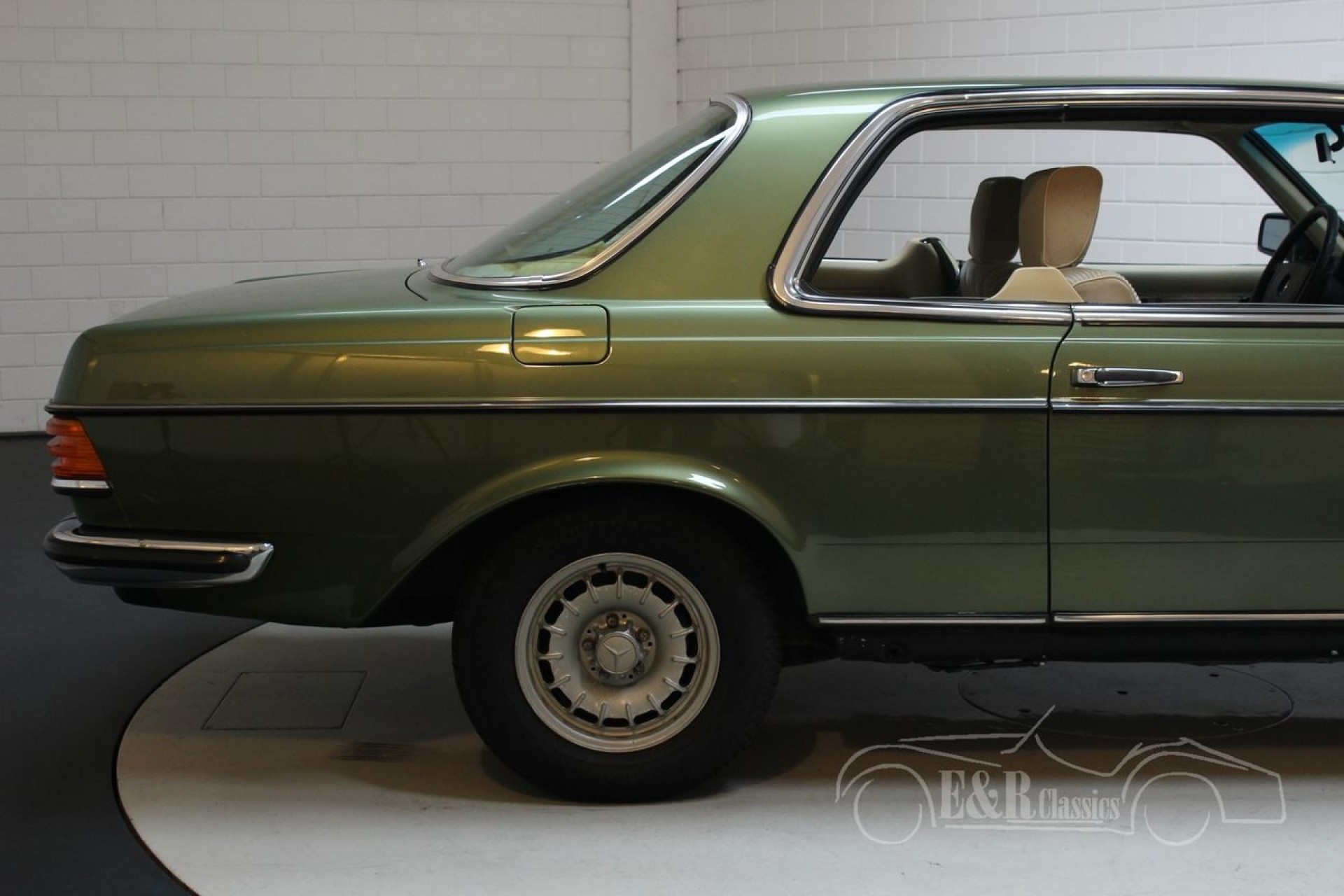 Mercedes-Benz 230C Coupé W123 1978 for sale at ERclassics