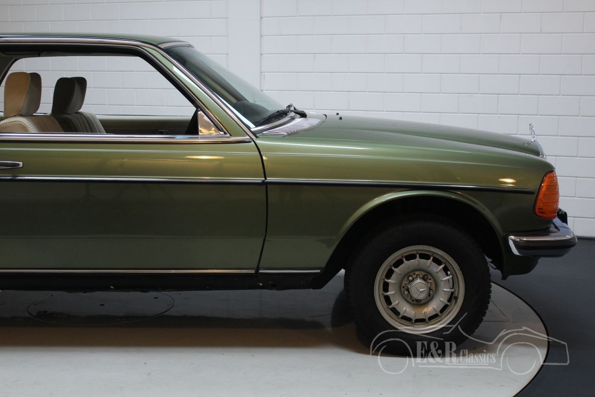 Mercedes-Benz 230C Coupé W123 1978 for sale at ERclassics
