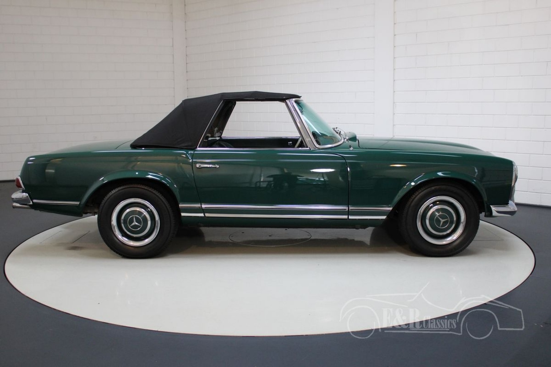 Mercedes-Benz 230SL Pagode in beautiful condition 1965 for sale at ...