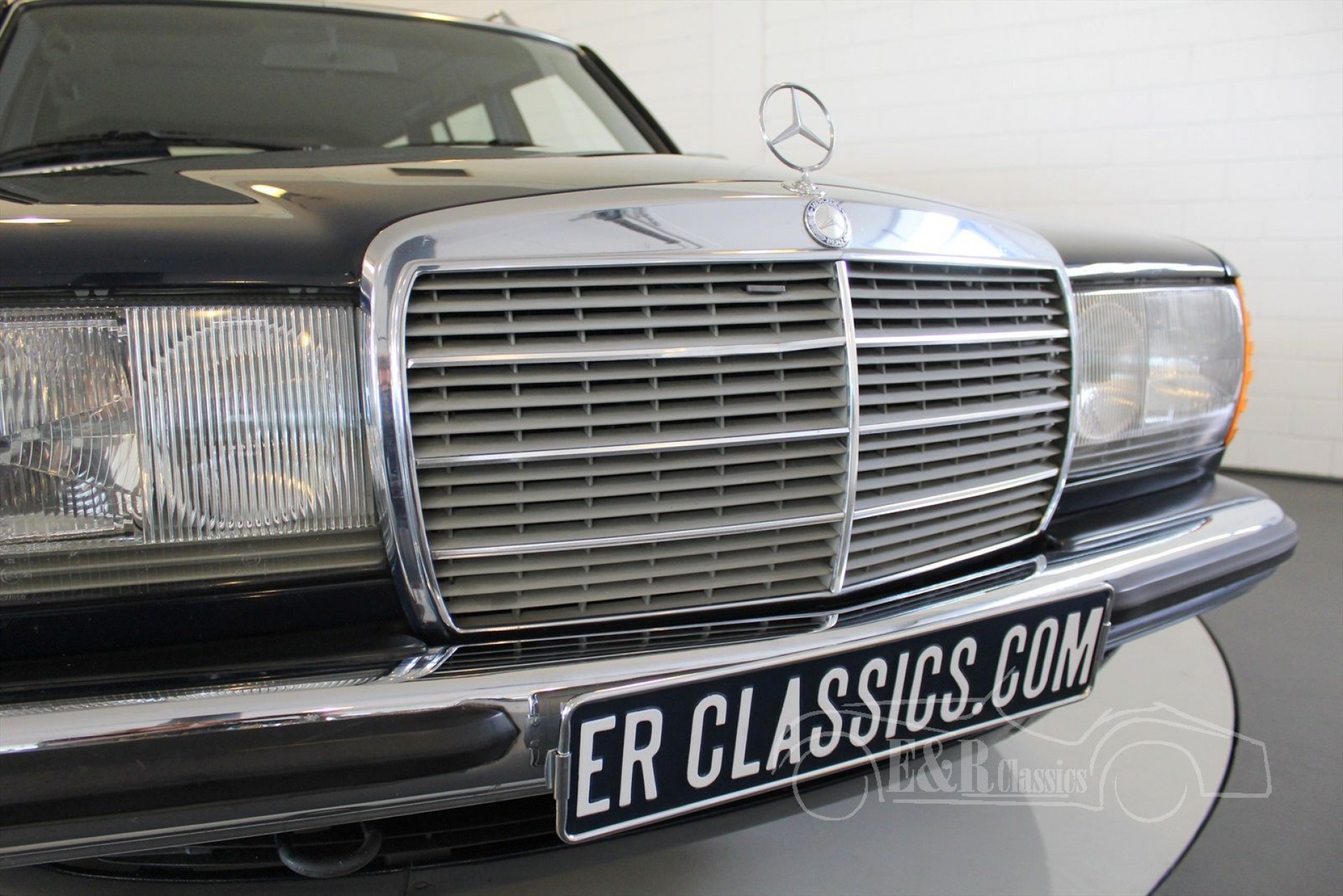 Mercedes-Benz 240 TD estate 1984 for sale at ERclassics