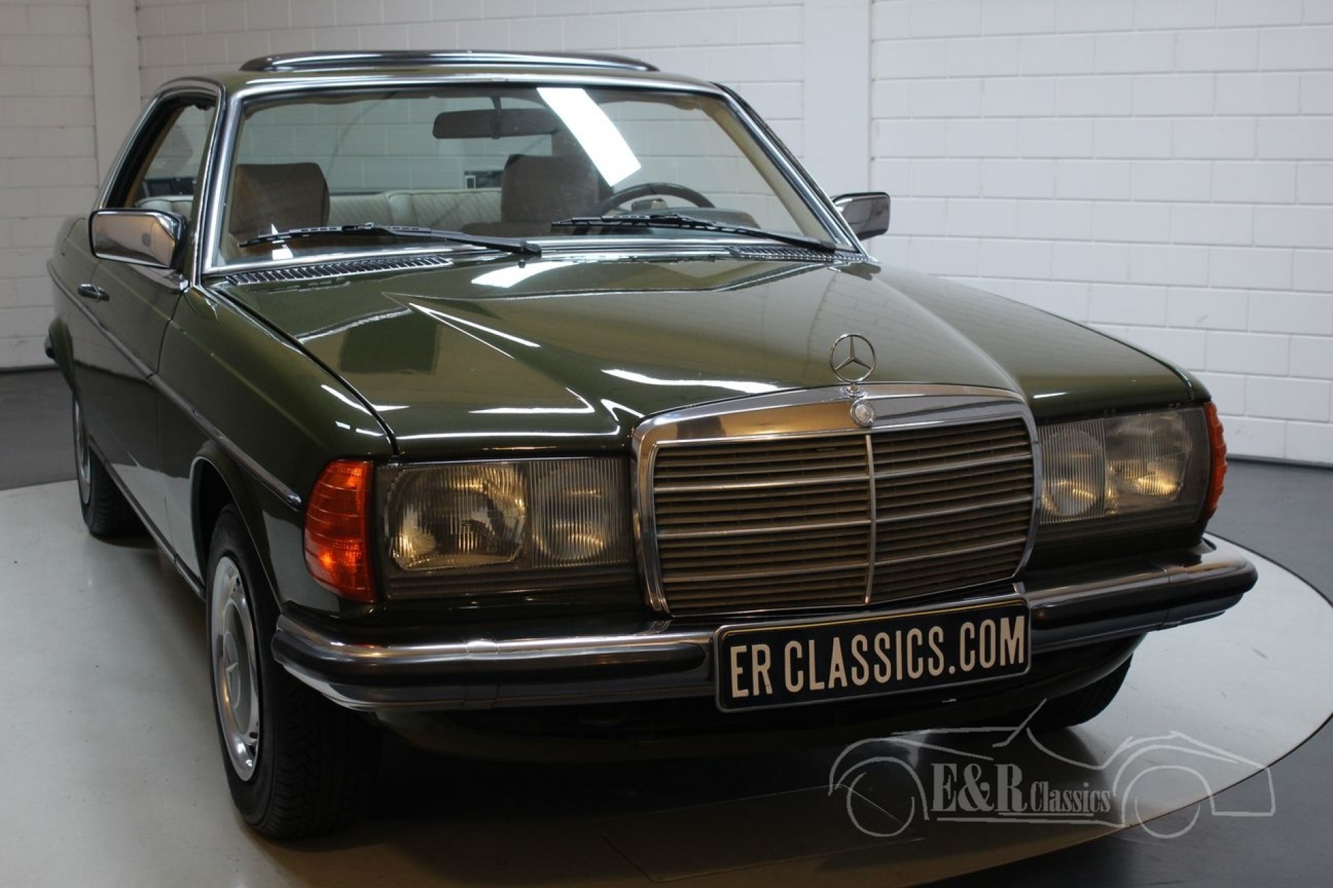Mercedes-Benz 280CE Coupé W123 1981 for sale at ERclassics