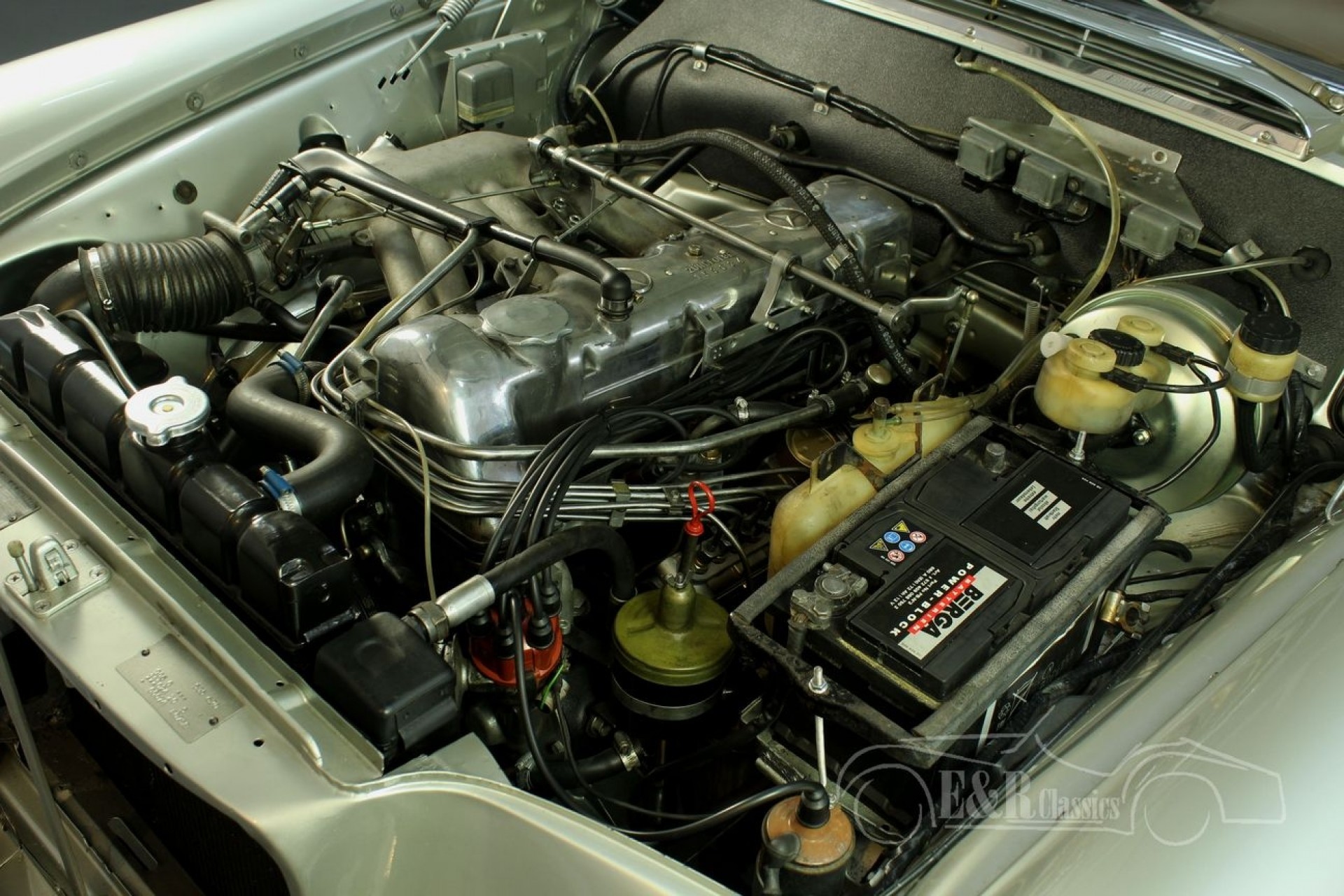 Mercedes-Benz 280SE (W111) 1968 for sale at ERclassics