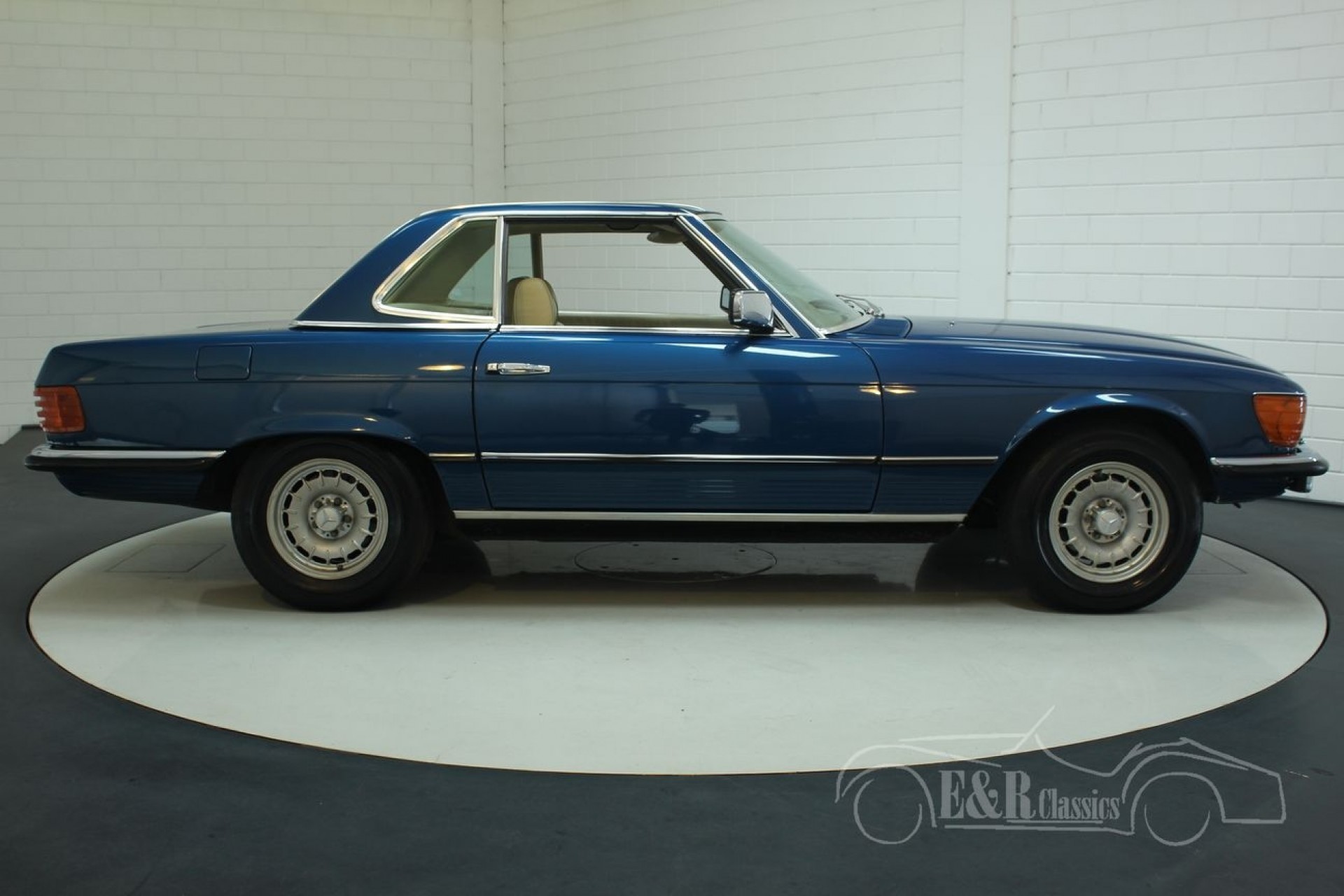 Mercedes Benz 280SL 1976 for sale at ERclassics