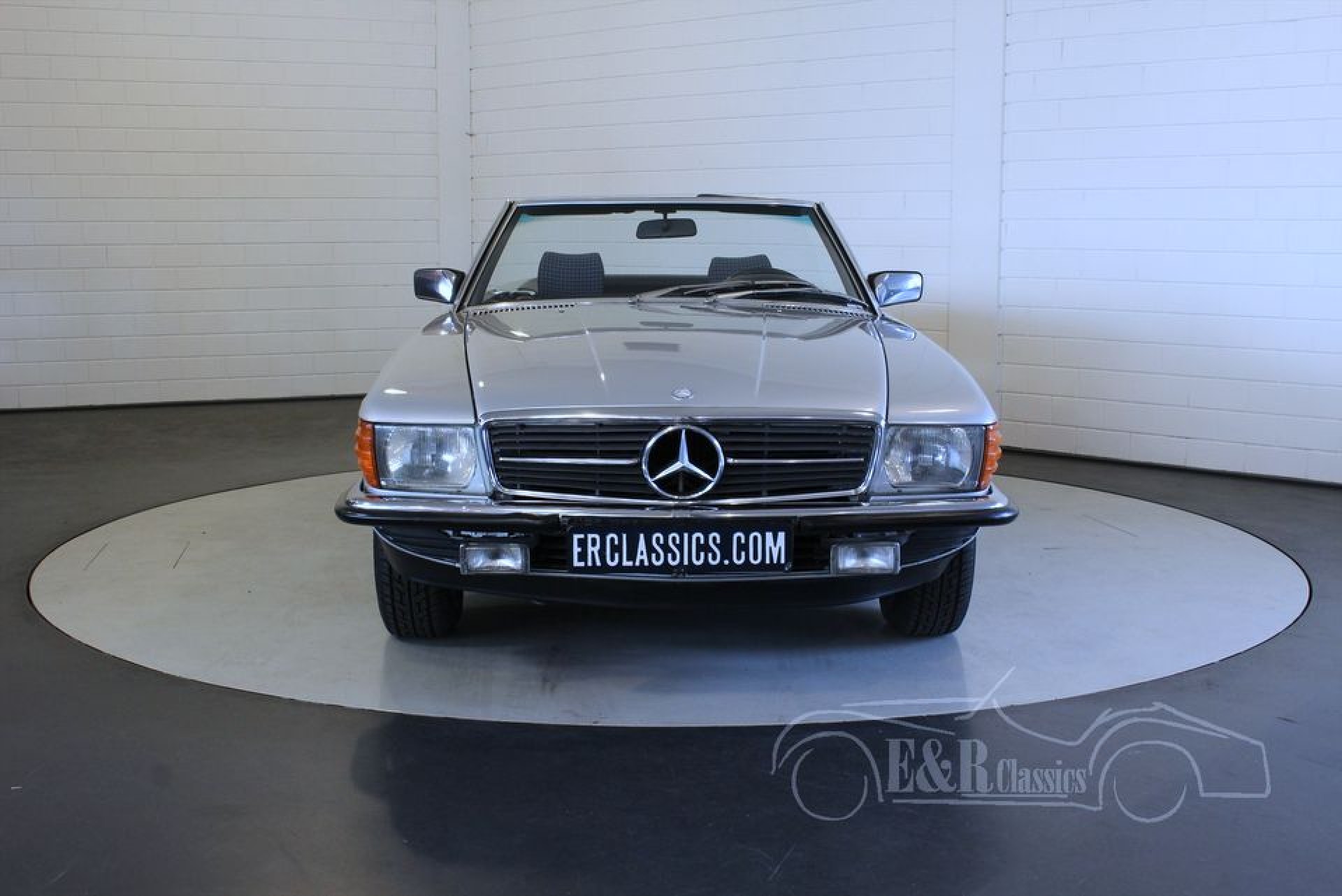 Mercedes-Benz 280 SL 1981 for sale at ERclassics