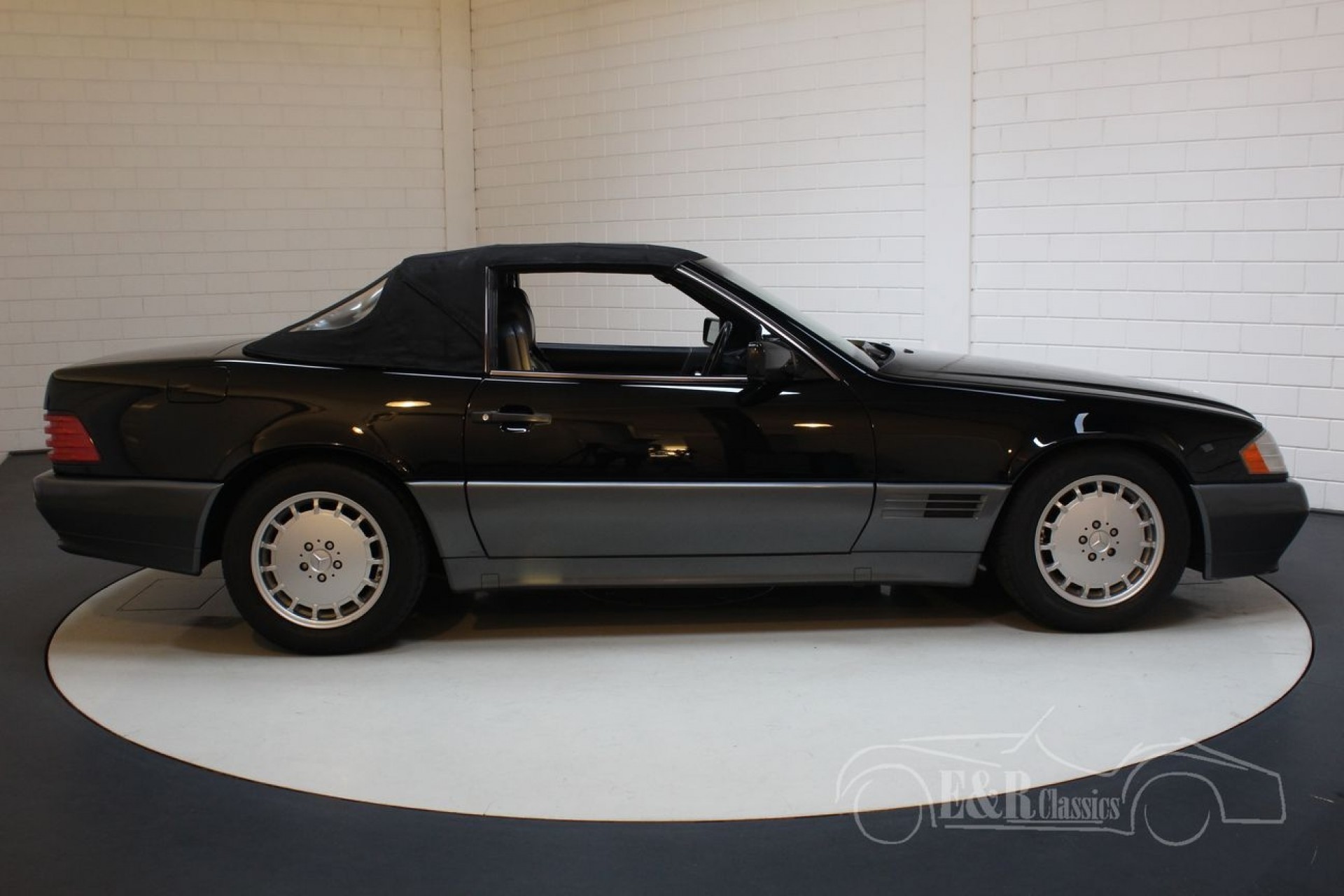 Mercedes Benz 300SL-24 1990 for sale at ERclassics