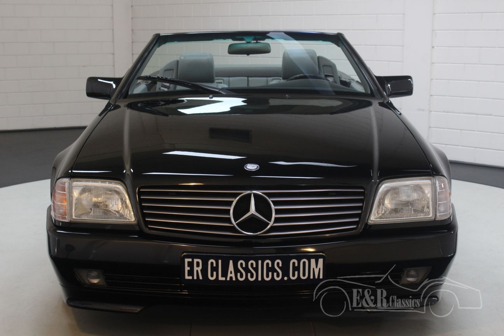 Mercedes-Benz 300SL R129 1993 for sale at ERclassics