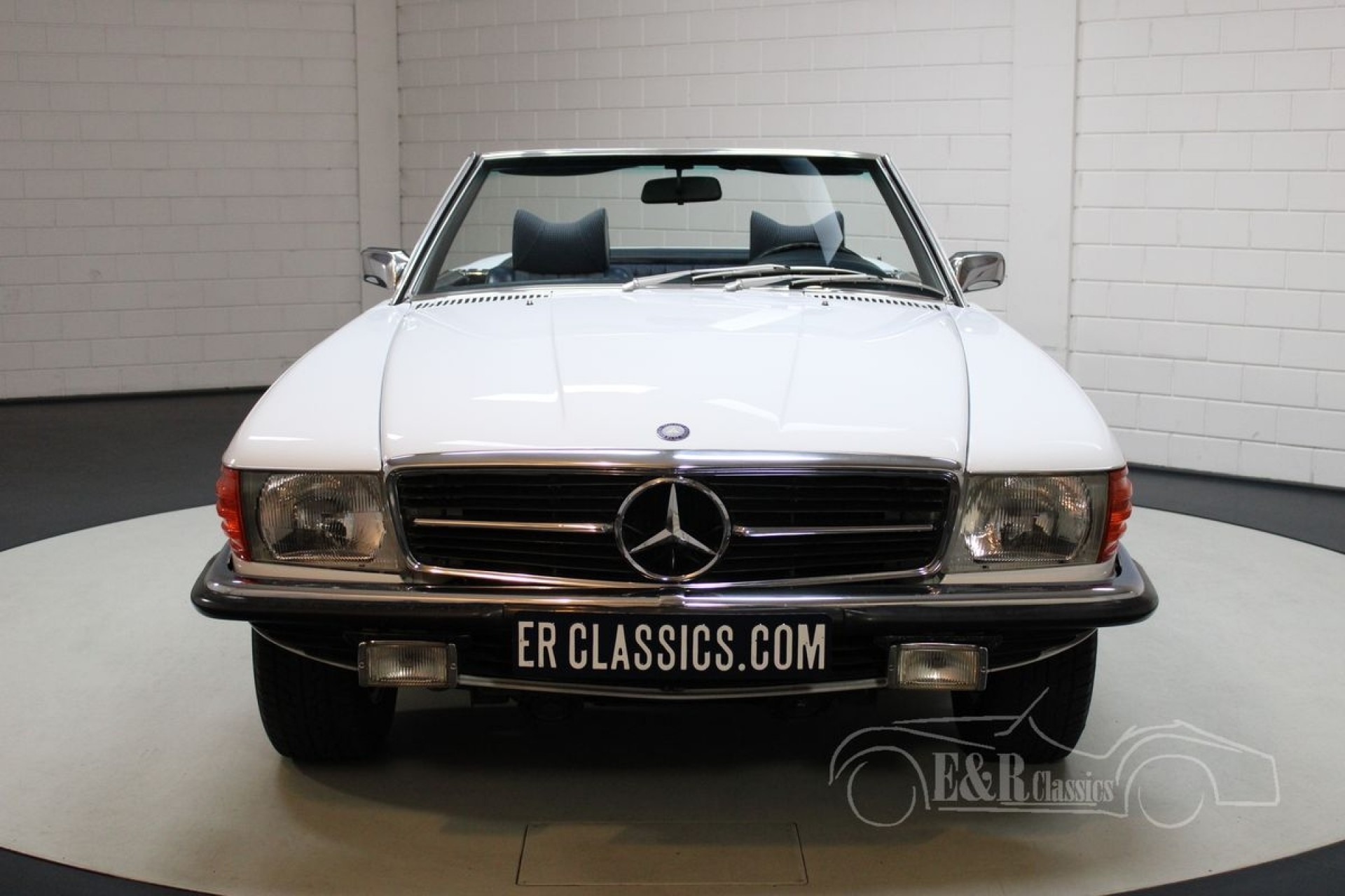 Mercedes Benz 350 SL for sale at ERclassics