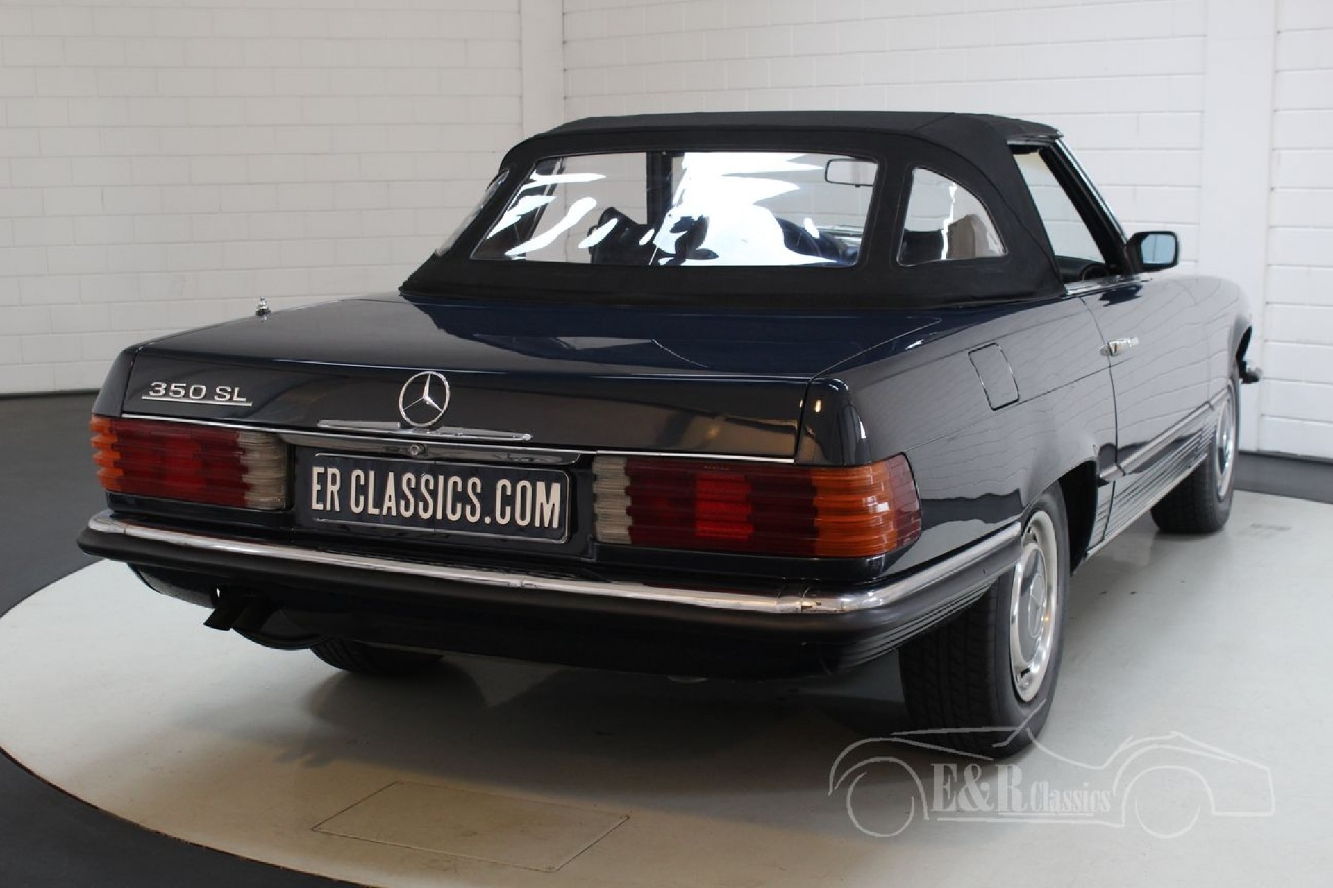 Mercedes-Benz 350SL Convertible 1971 for sale at ERclassics