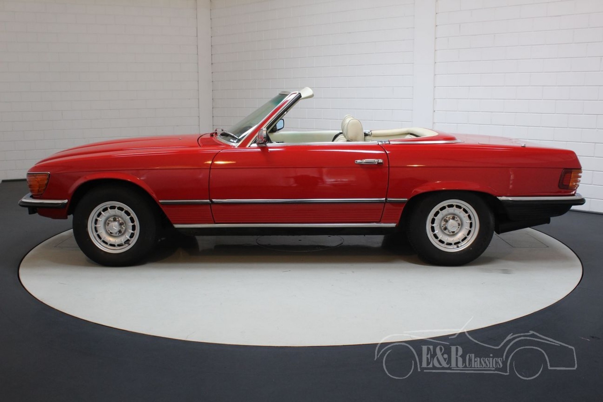 Mercedes-Benz 450SL Cabriolet 1976 for sale at ERclassics